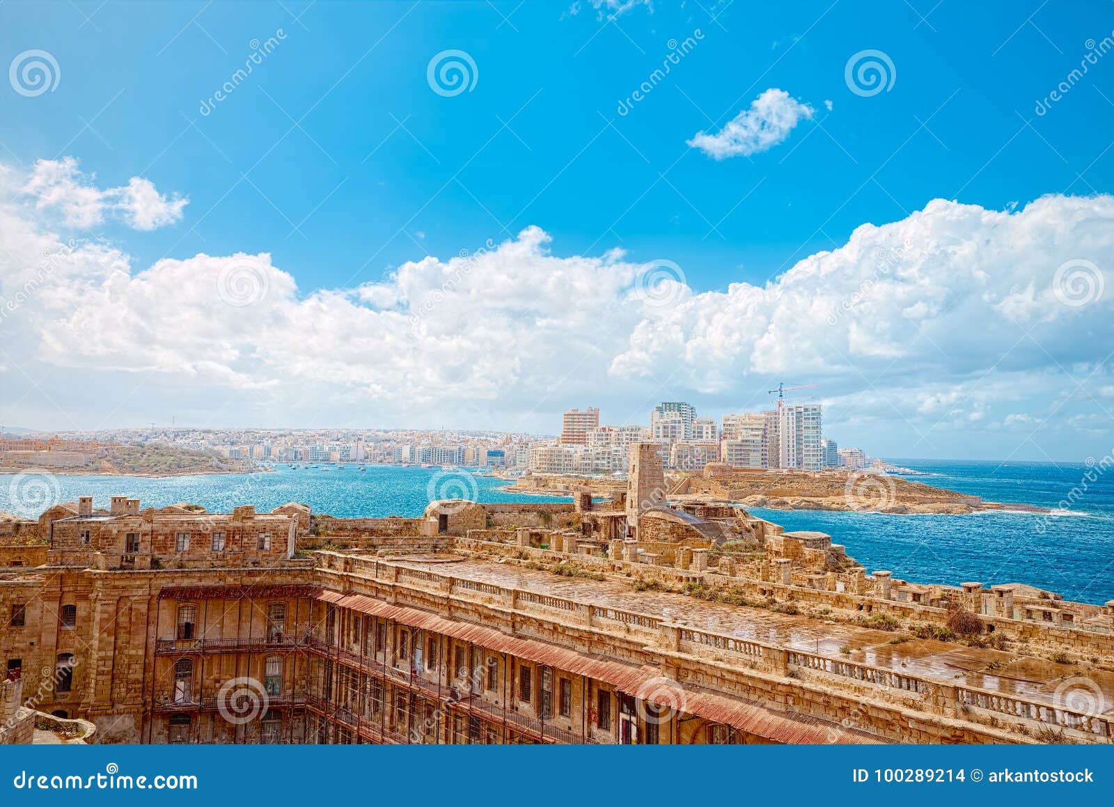 Bay of the Grand Harbour in Valletta Port Stock Photo - Image of ...