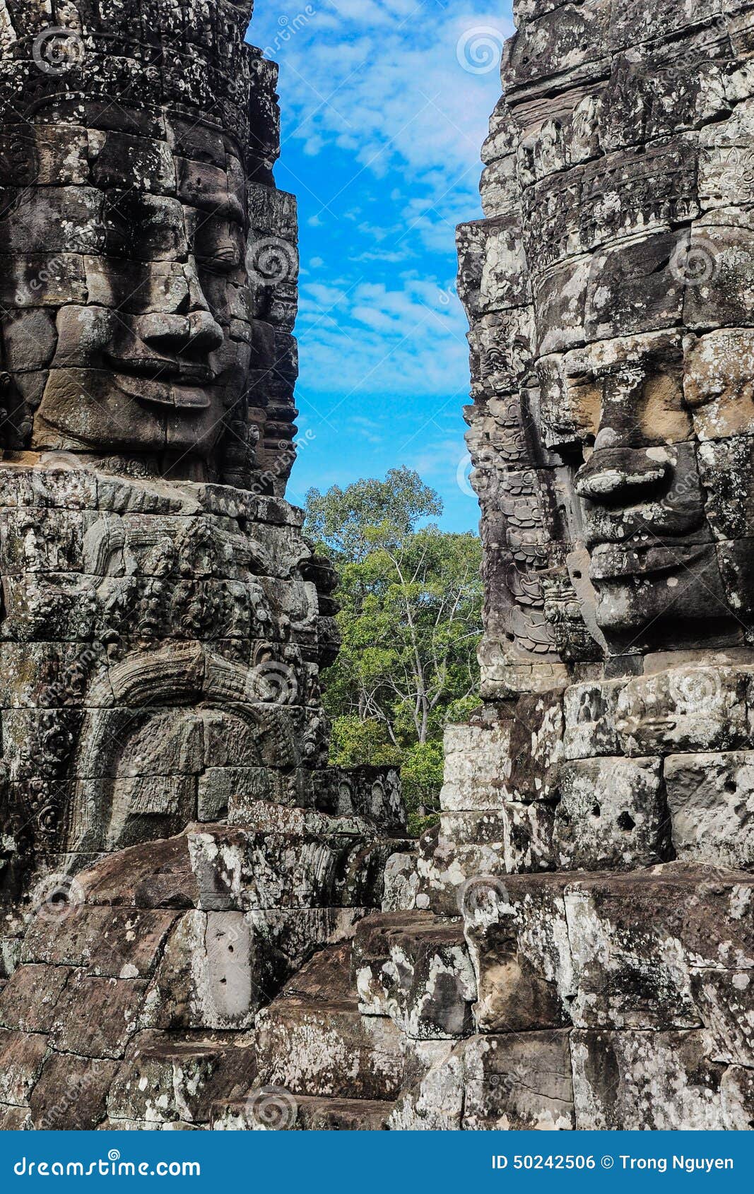Bayon Faces At The Bayon, Prasat Bayon Richly Decorated Khmer Temple ...