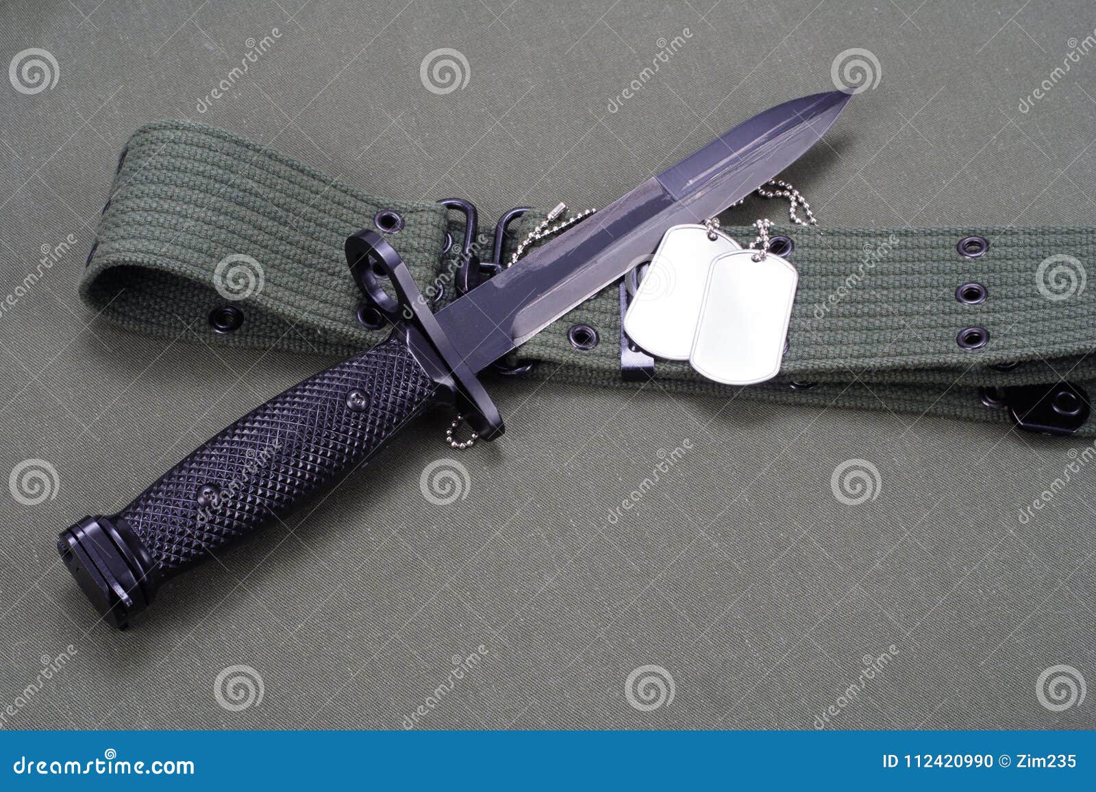 Bayoneta Del Rifle M16 En El Uniforme Foto de archivo - Imagen de ...