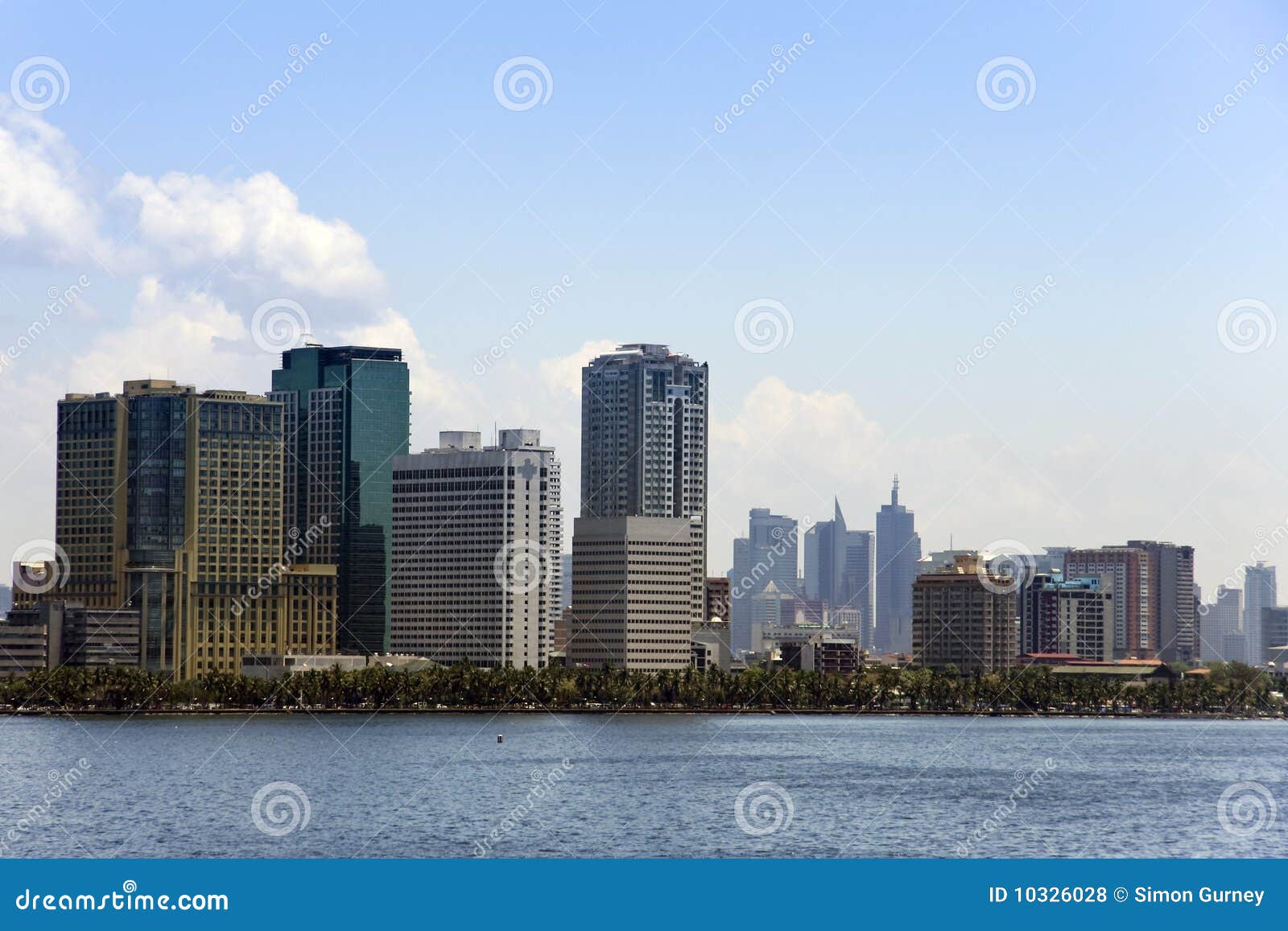 Baywalk de Manila foto de archivo. Imagen de nublado - 10326028
