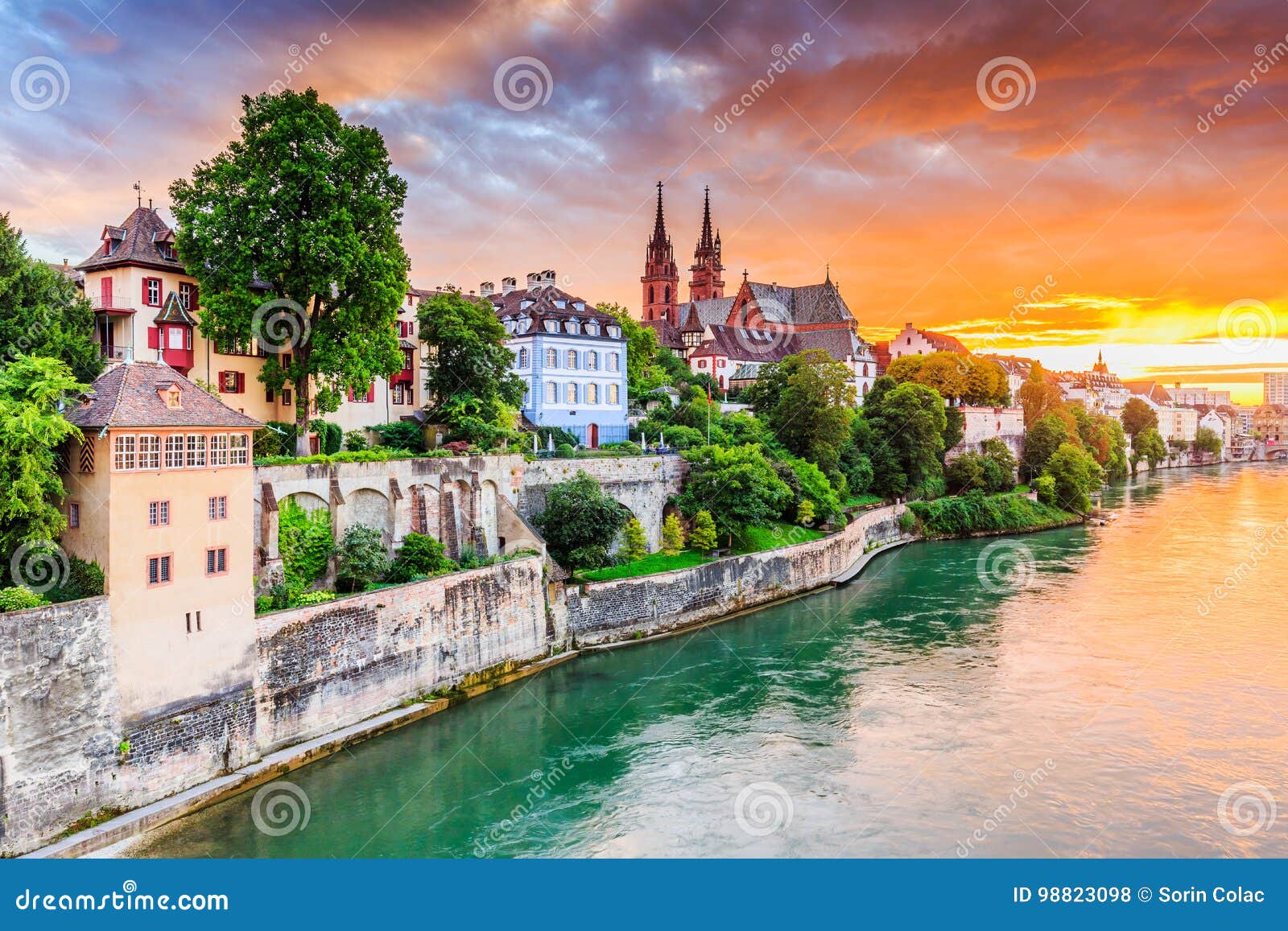 Bazel, Zwitserland stock foto. Image of zonsondergang - 98823098