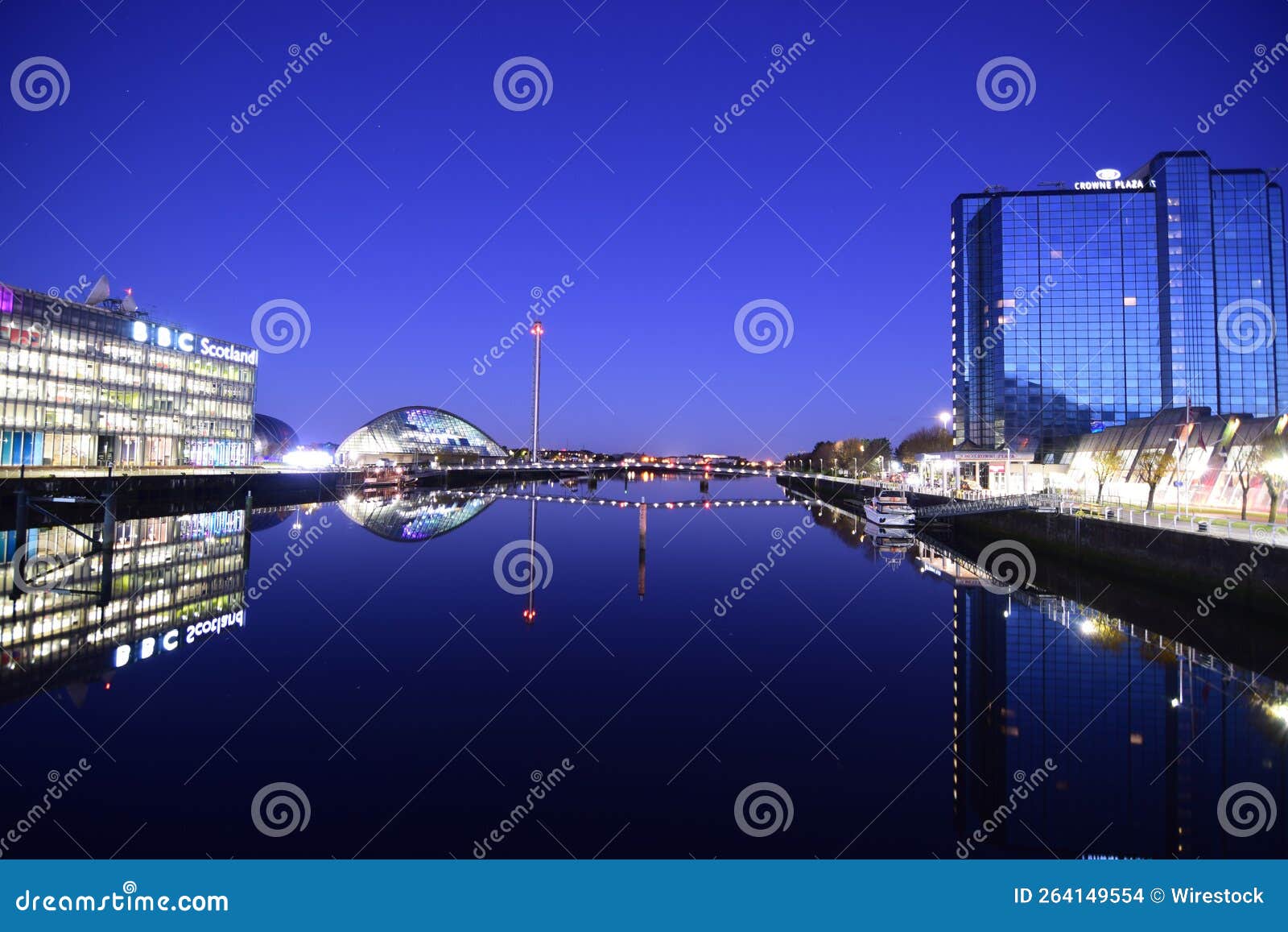 BBC Building Reflected on the Clyde Lake at Night Editorial Stock Image ...