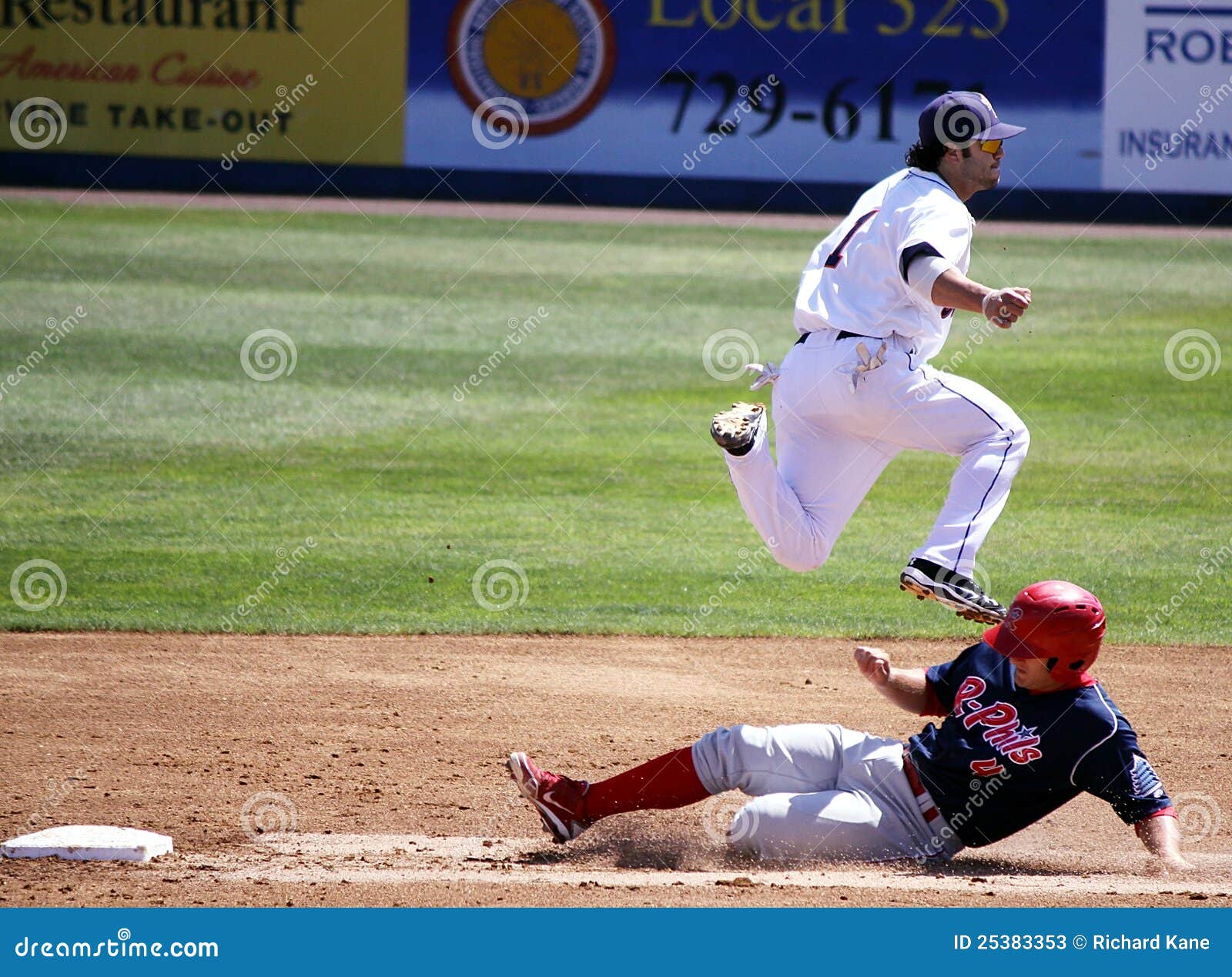 BBinghamton Mets Shortstop Rylan Sandoval Editorial Stock Photo - Image ...