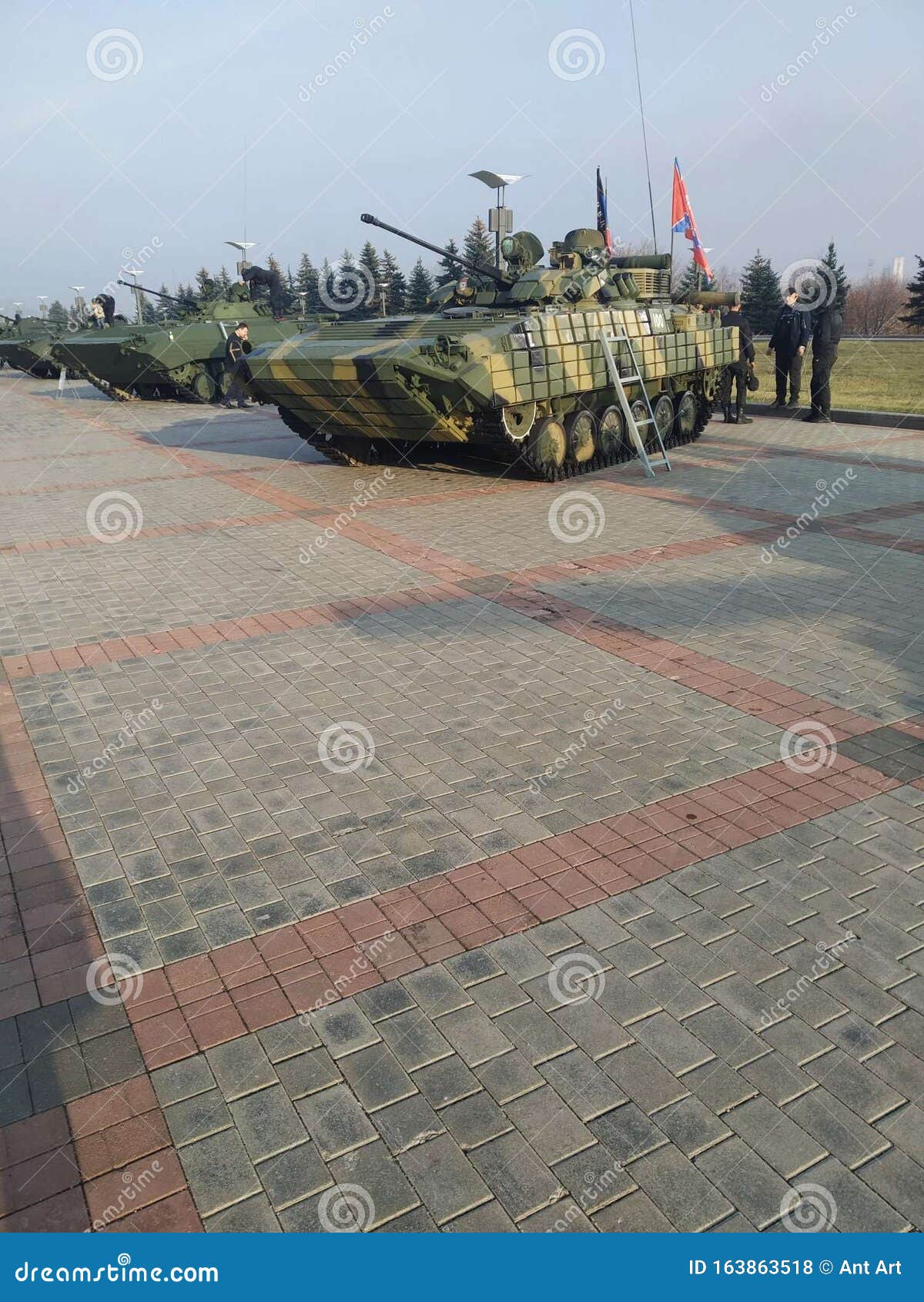 BBMP-2 Second-generation, Amphibious Infantry Fighting Vehicle ...