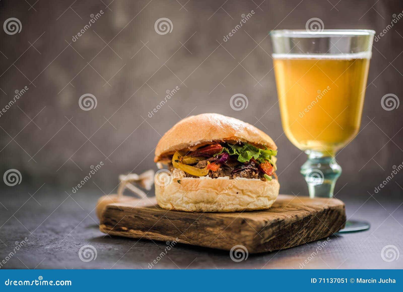 BBQ Beef Bun and Glass of Ale Stock Image - Image of glass, board: 71137051
