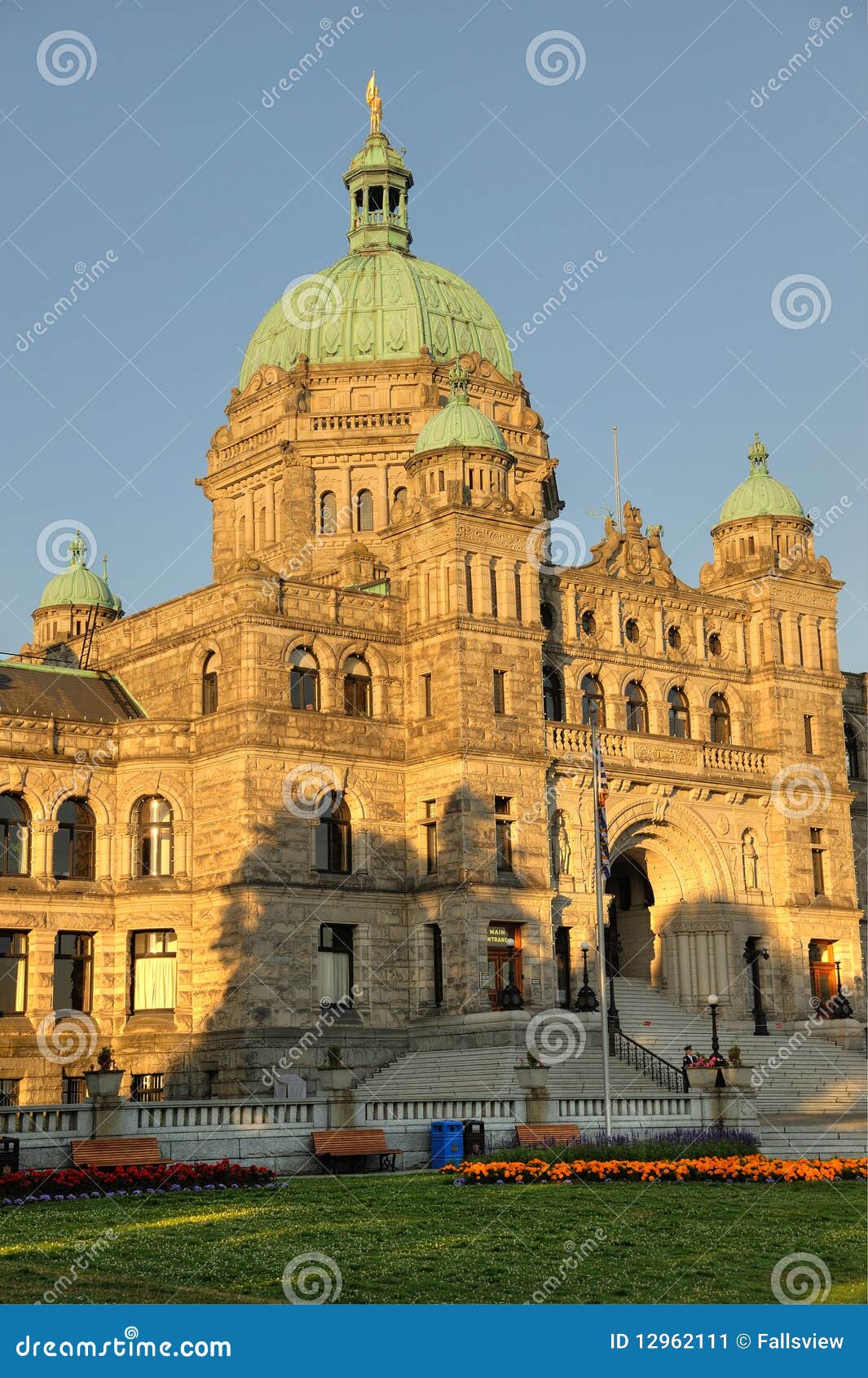 Bc parliament building stock image. Image of government - 12962111