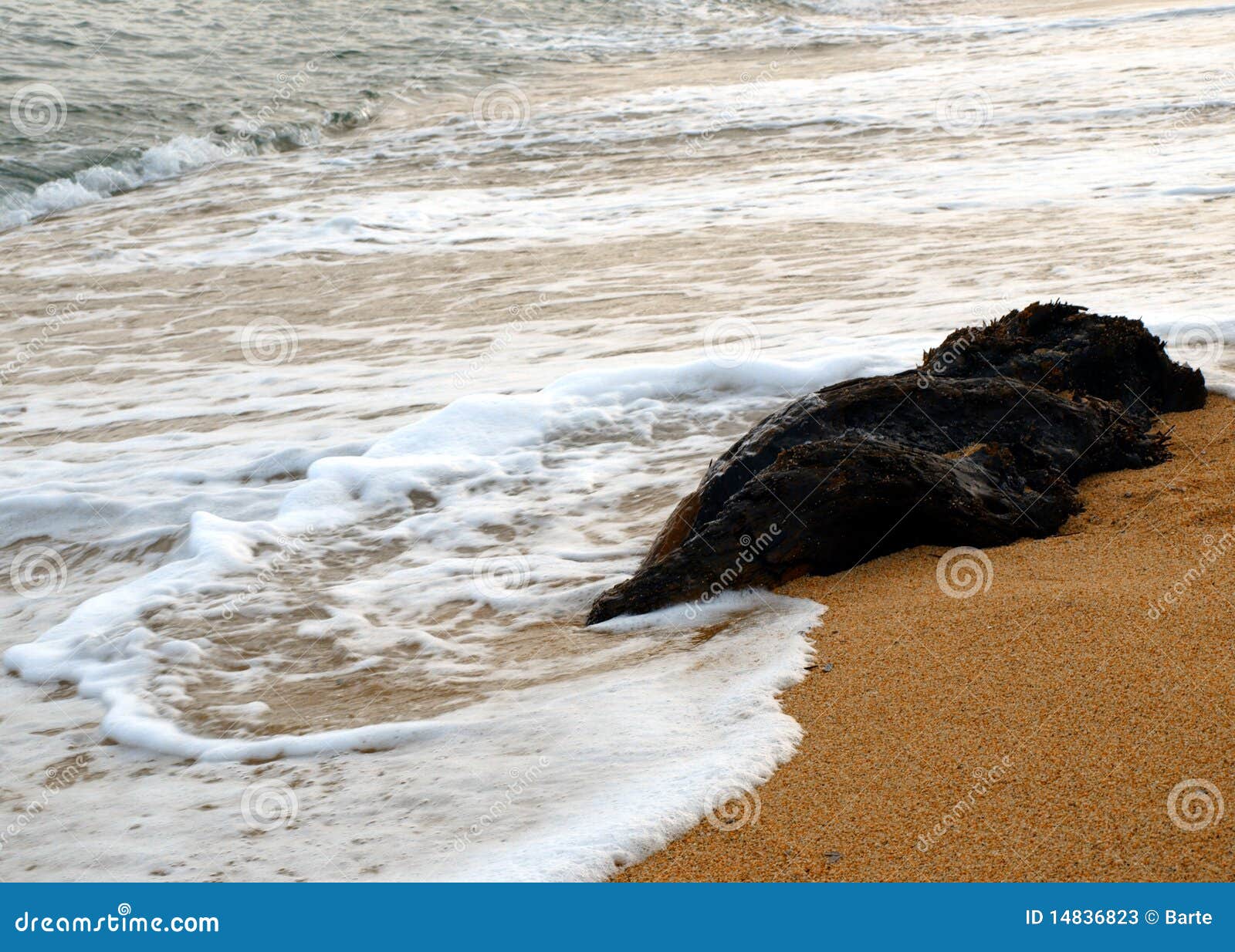 Be stranded stock image. Image of silence, wave, alone - 14836823