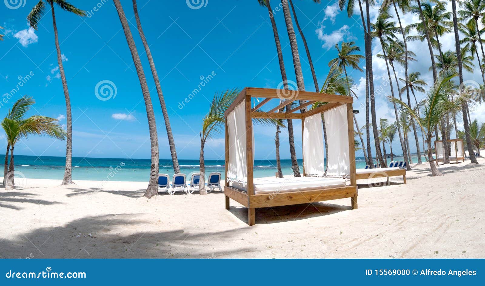 Beach stock photo. Image of horizontal, clear, scene - 15569000