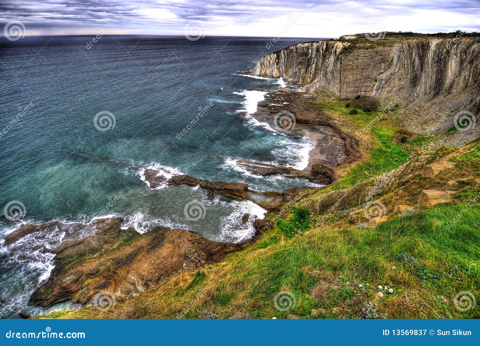 The beach of Algorta stock image. Image of green, wave - 13569837