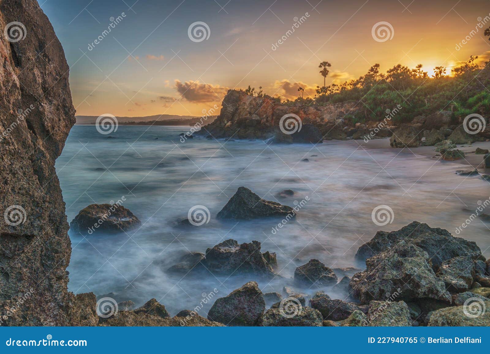 Beach and Boulder View at Sunset Stock Image - Image of shore, cliff ...