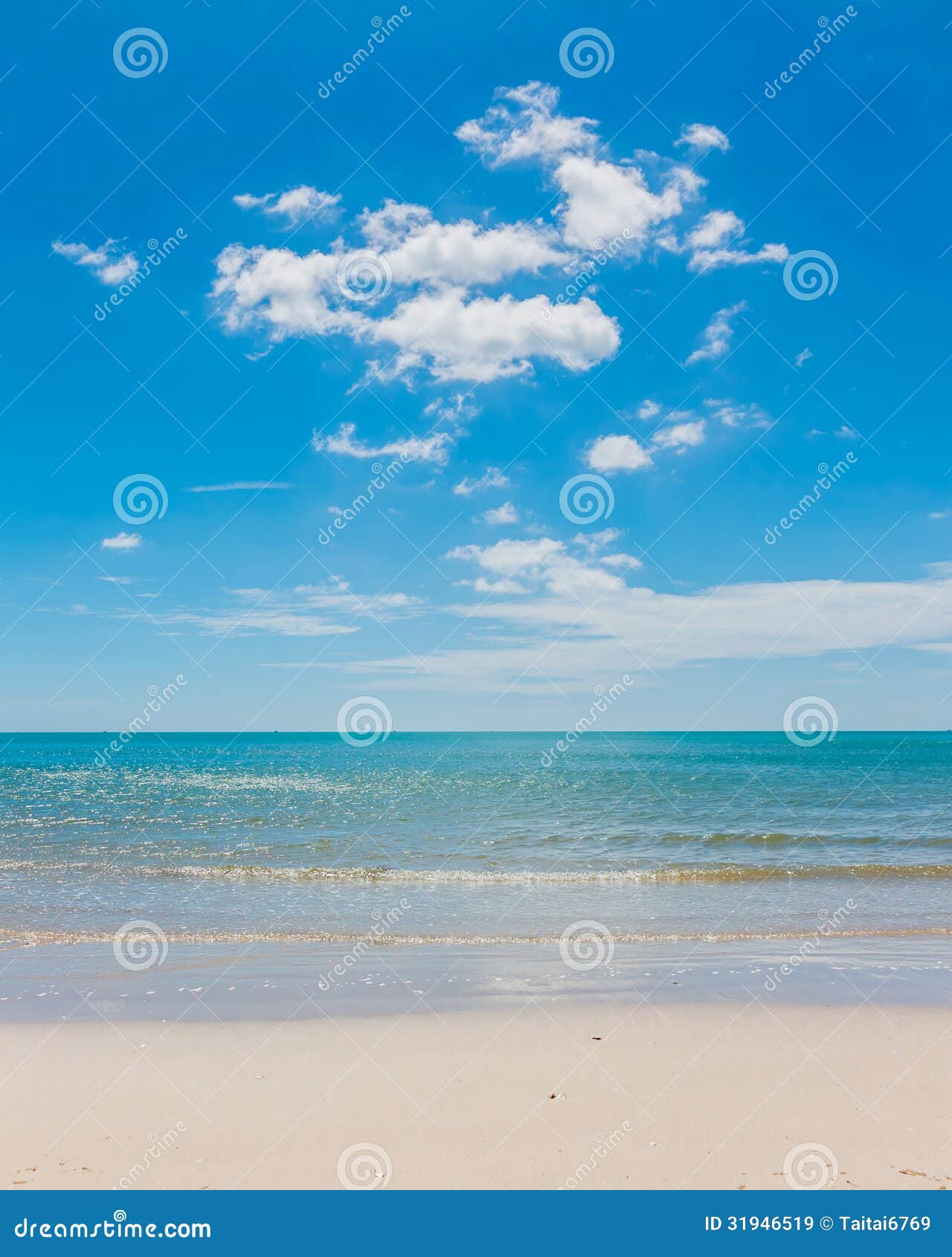 Beach on daylight stock image. Image of water, seascape - 31946519