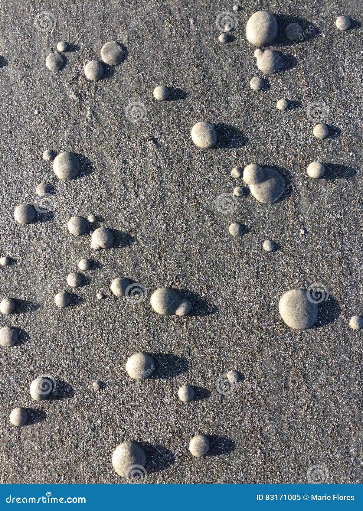 Beach dots and drops stock image. Image of sand, beach - 83171005