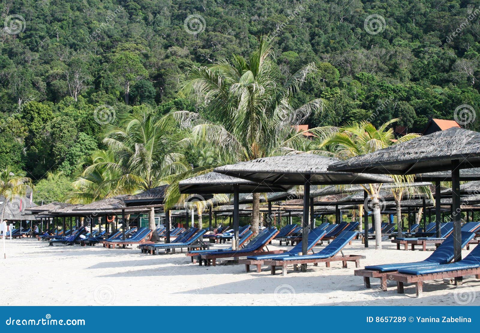 Beach on Langkawi island stock image. Image of asia, longue - 8657289