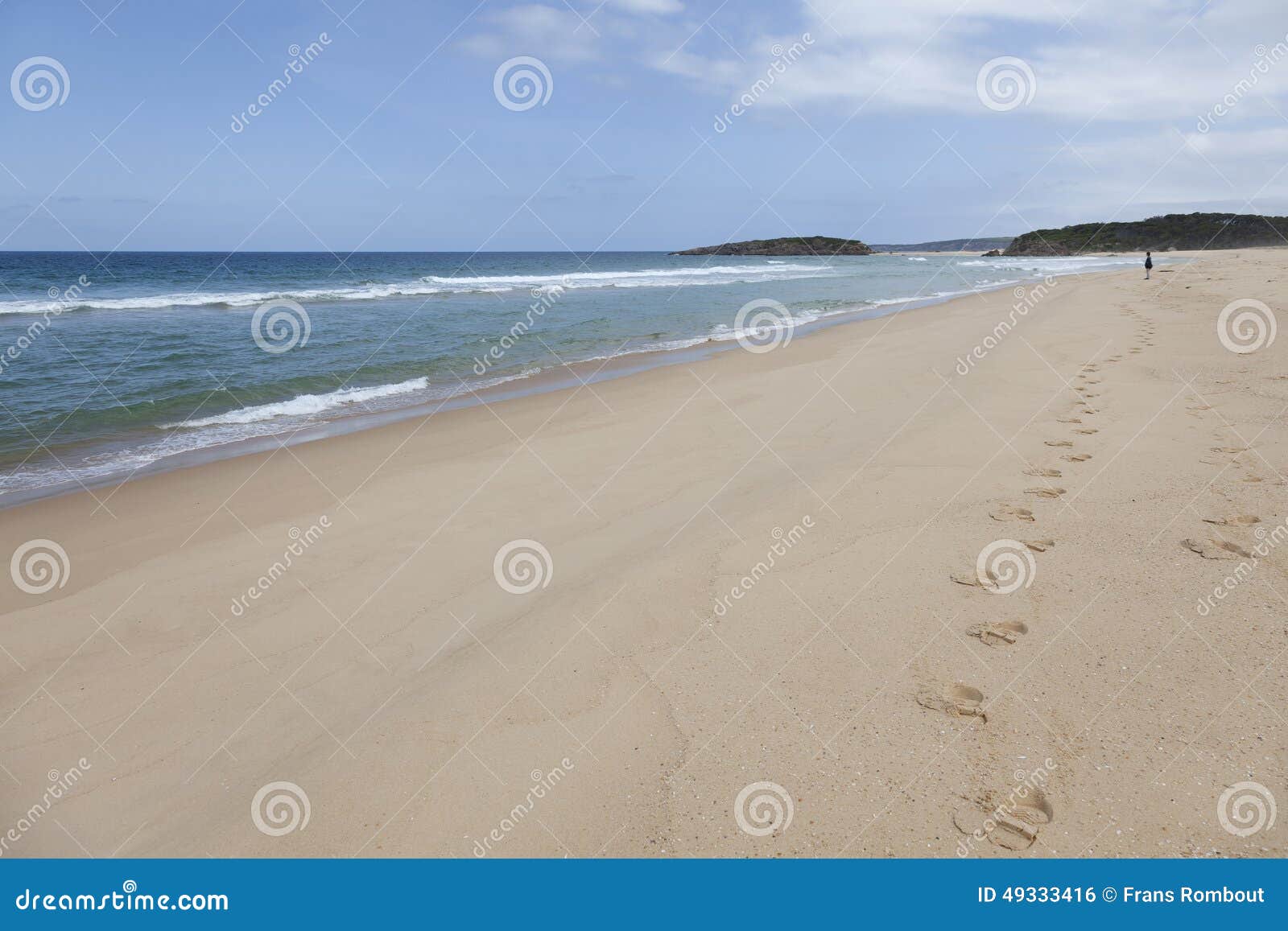Beach at the Mallacoota Inlet Stock Photo - Image of sand, steps: 49333416