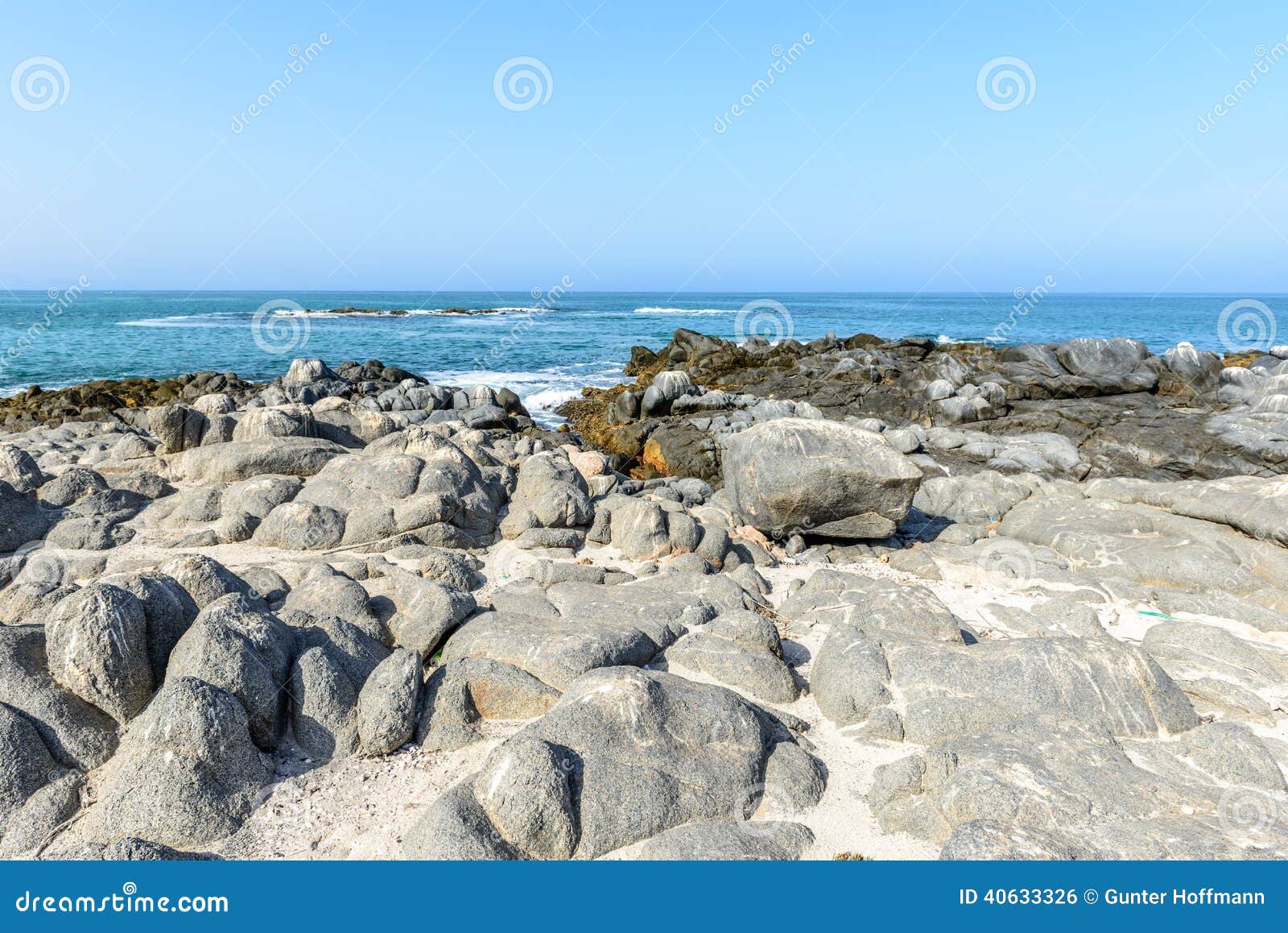 Beach Near Hasik, Dhofar (Oman) Stock Photo - Image of cliff, rock ...