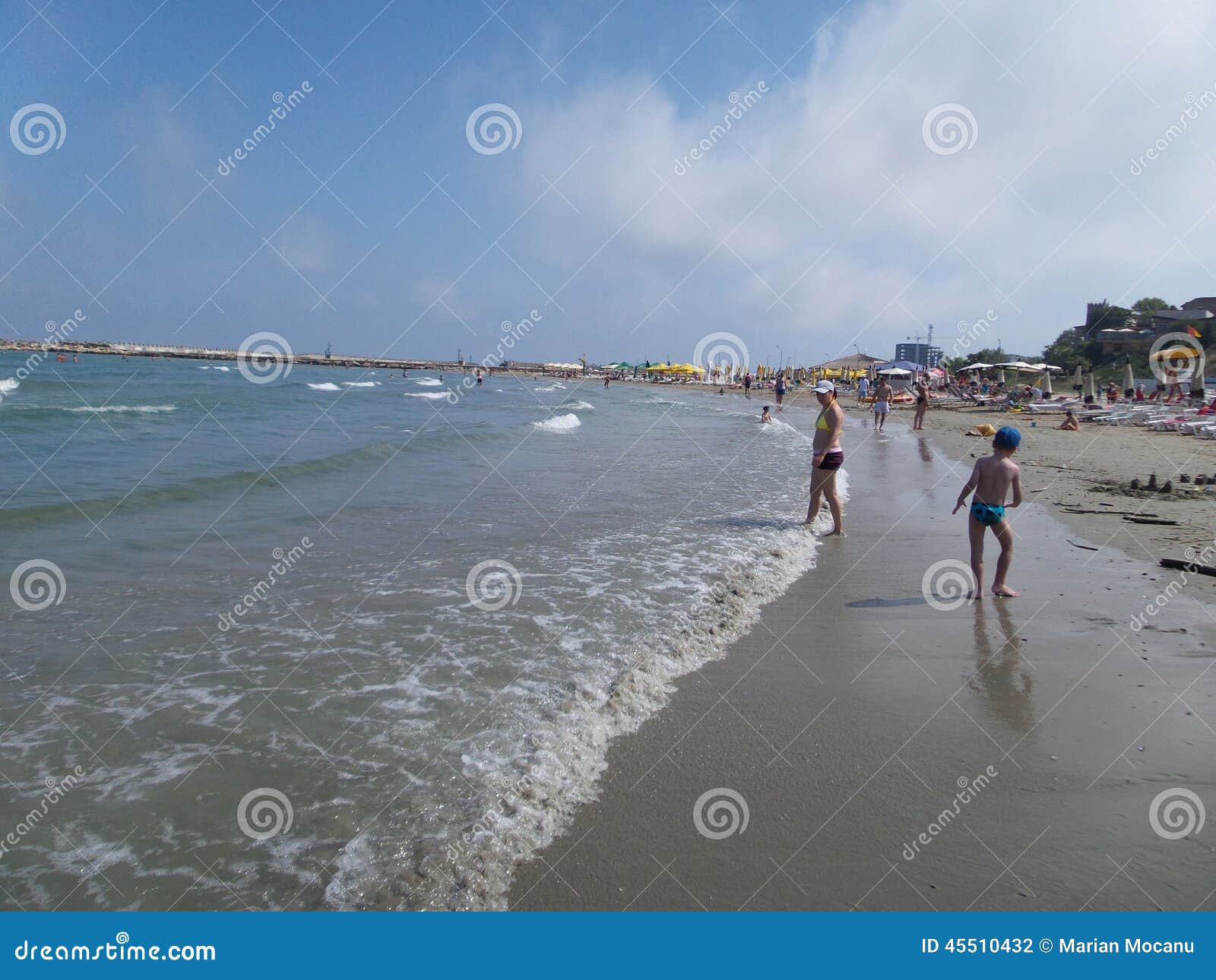 Beach overview editorial photography. Image of beach - 45510432