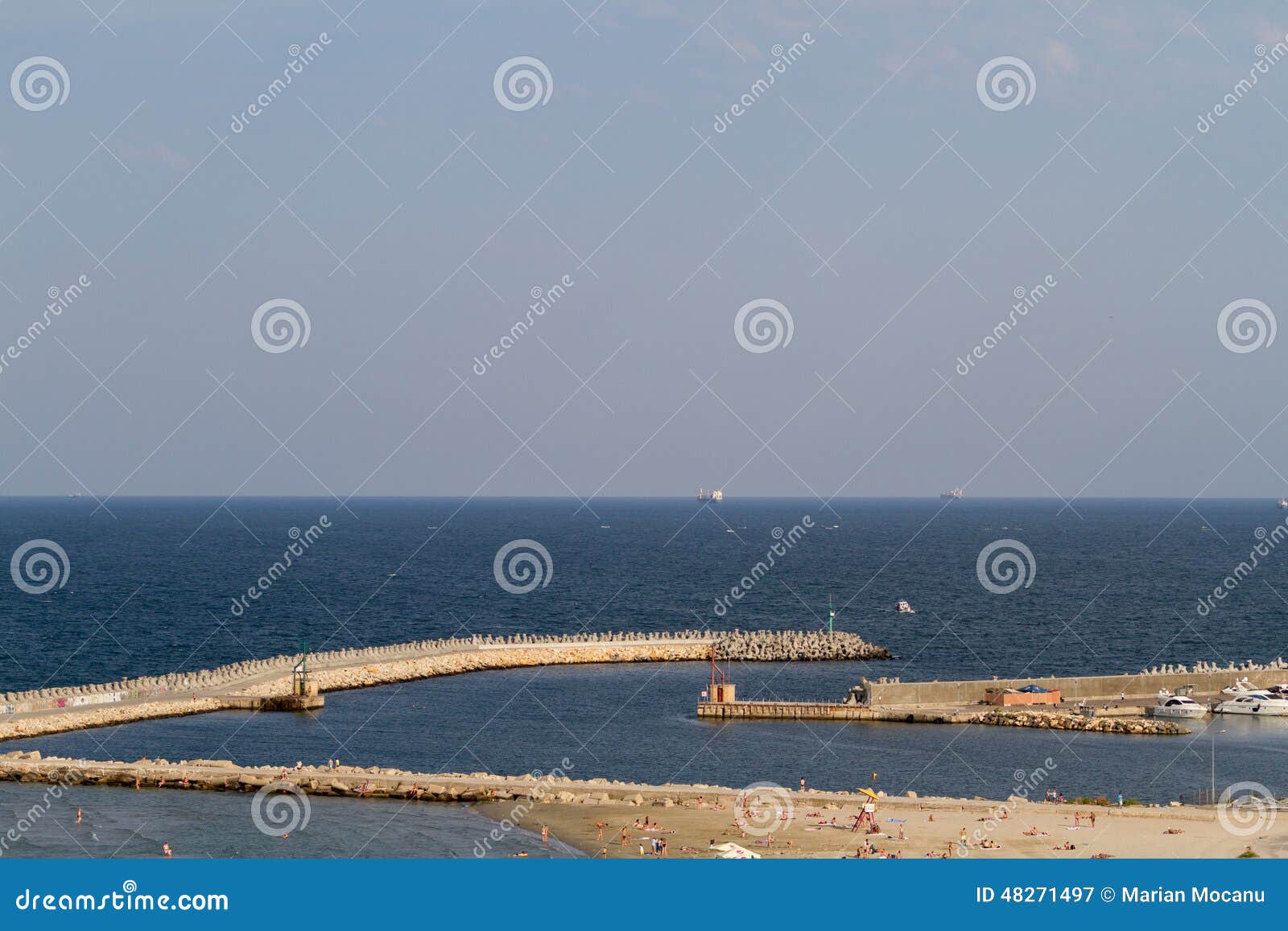 Beach overview editorial photography. Image of destination - 48271497