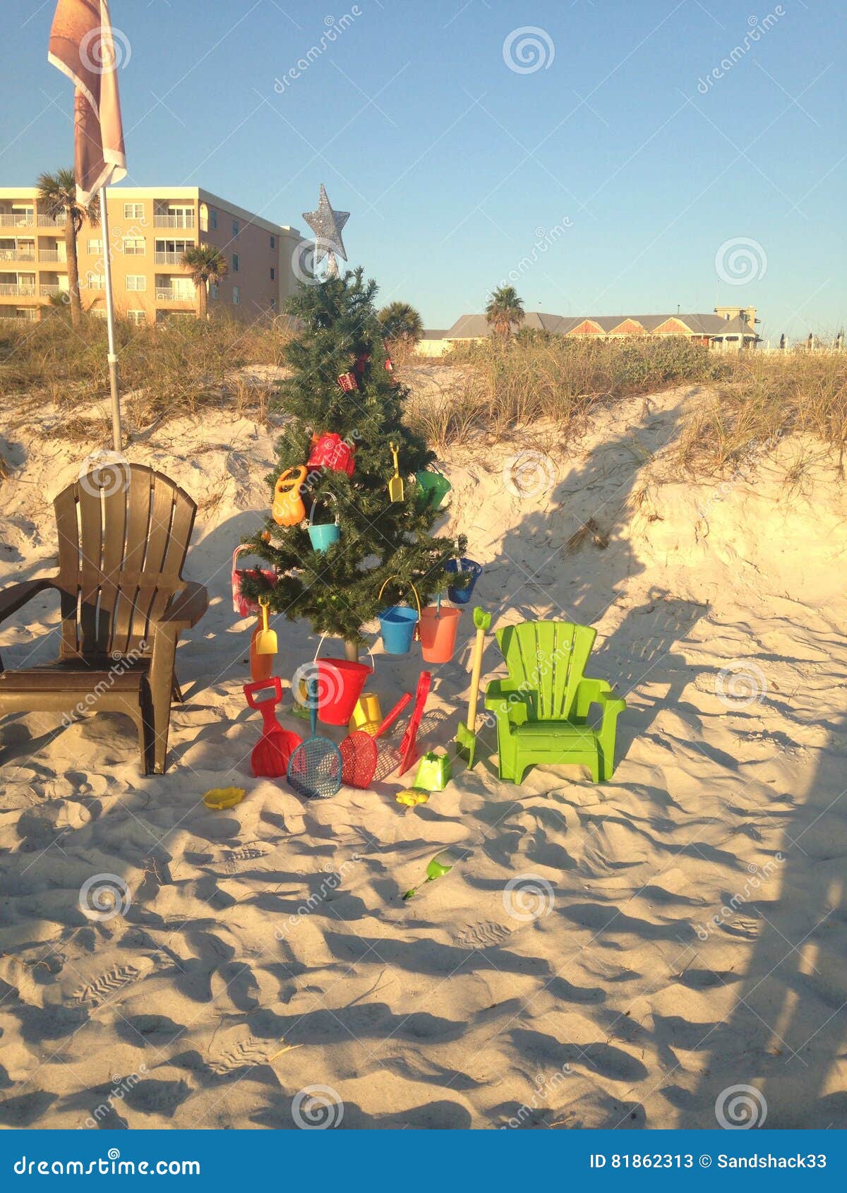 Beach Pail Christmas Tree stock image. Image of ocean - 81862313