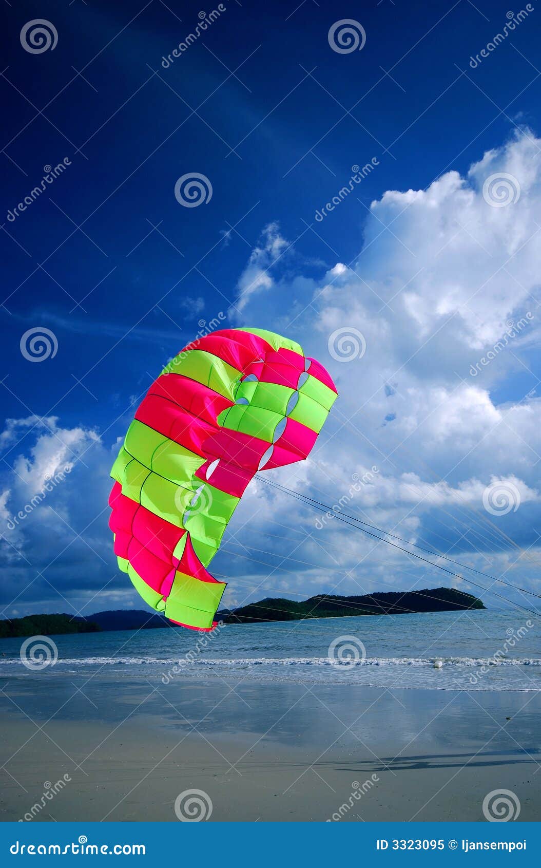 Beach parachute stock image. Image of action, leisure - 3323095