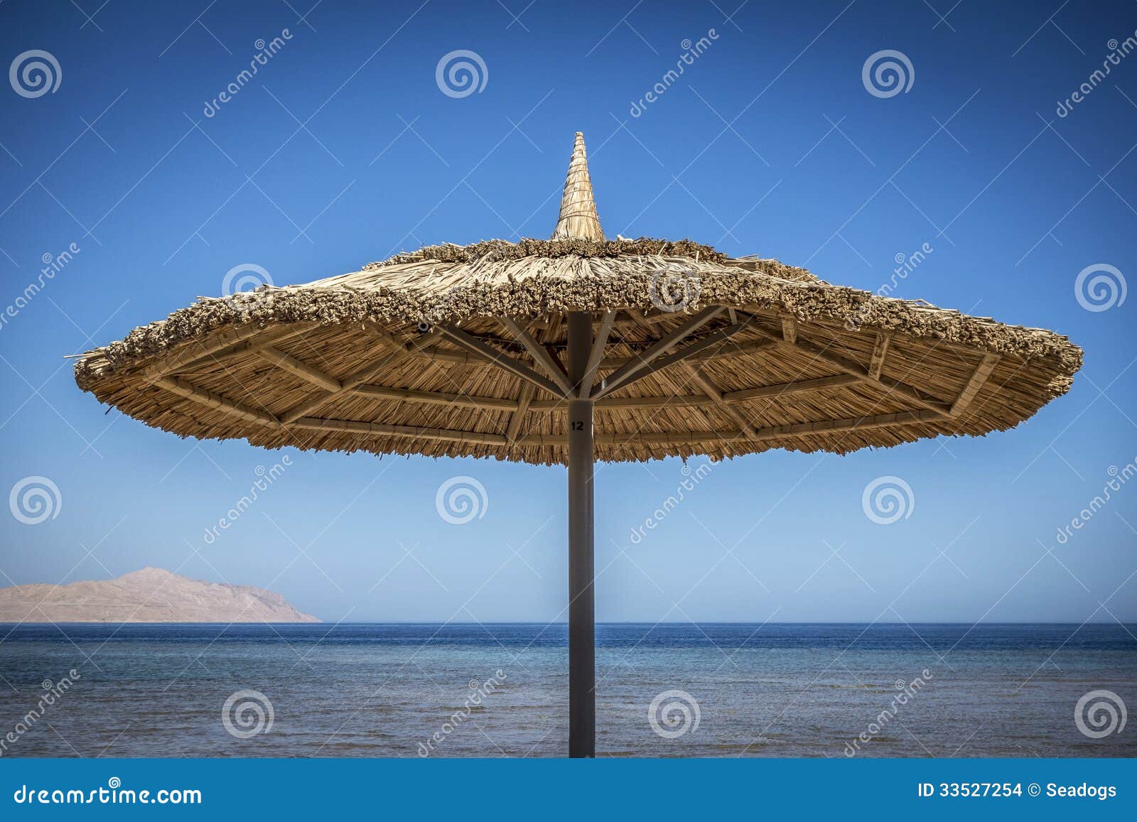 Beach parasol sun shade stock photo. Image of blue, holiday - 33527254