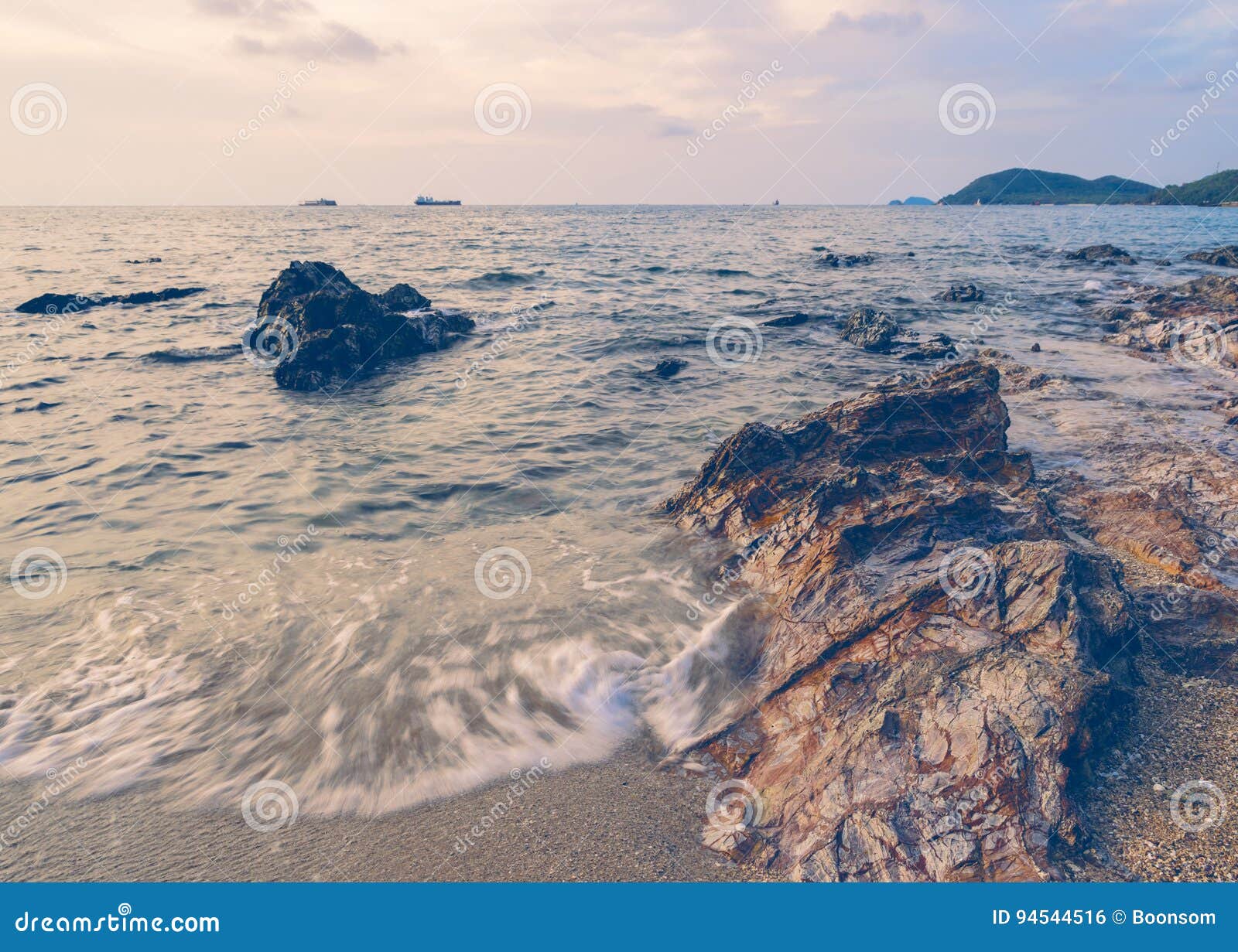 Beach with Rocks at Sunrise Stock Photo - Image of tide, vacation: 94544516