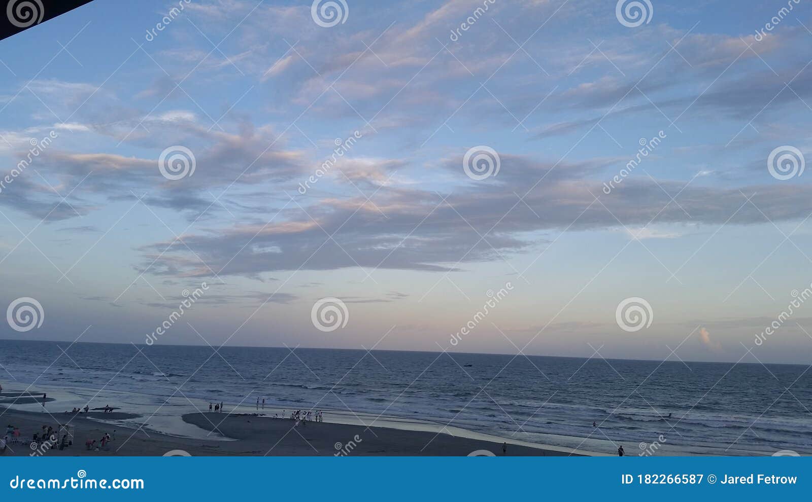 Beach Side Views of the Shore Stock Image - Image of horizon, wind ...