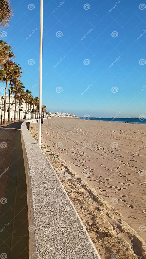 Beach Side Walk Looking South Stock Image - Image of walk, looking ...