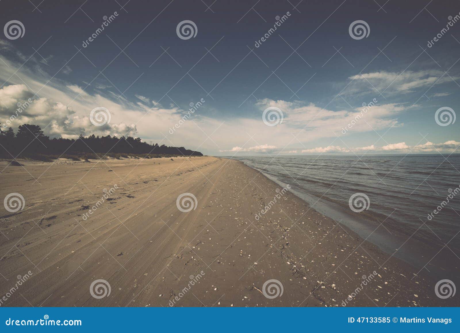 Beach Skyline with Sand and Perspective Stock Image - Image of skyline ...