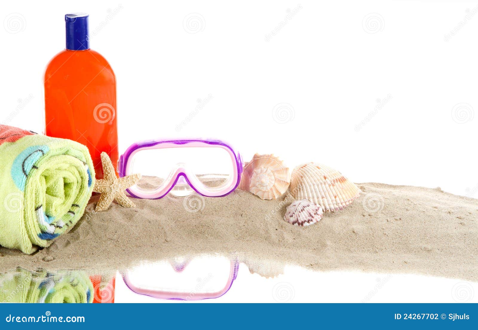 2,015 Beach Still Life Isolated Photos - Free & Royalty-Free Stock ...