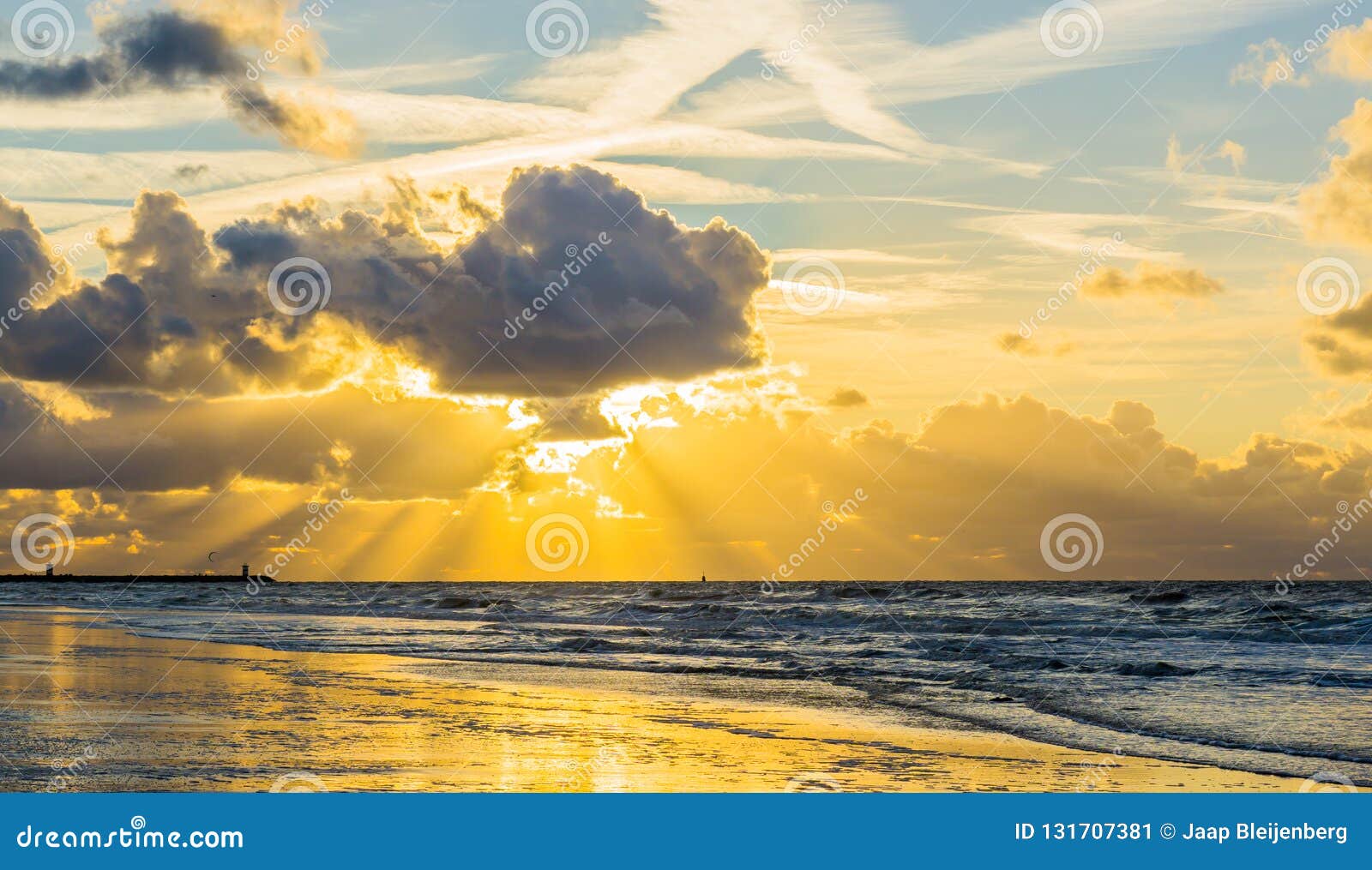 Beach at Sundown Time Giving Dawn Light Effect in the Sky and Beautiful ...