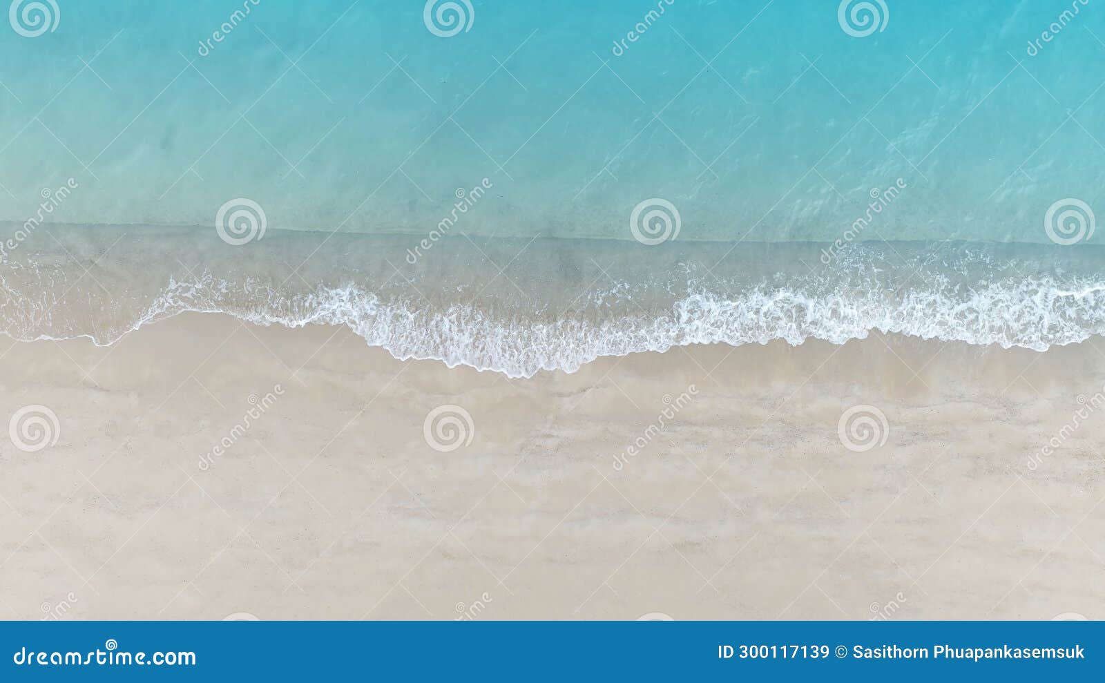 Beach Wave Water in the Tropical Summer Beach with Sandy Beach Stock ...