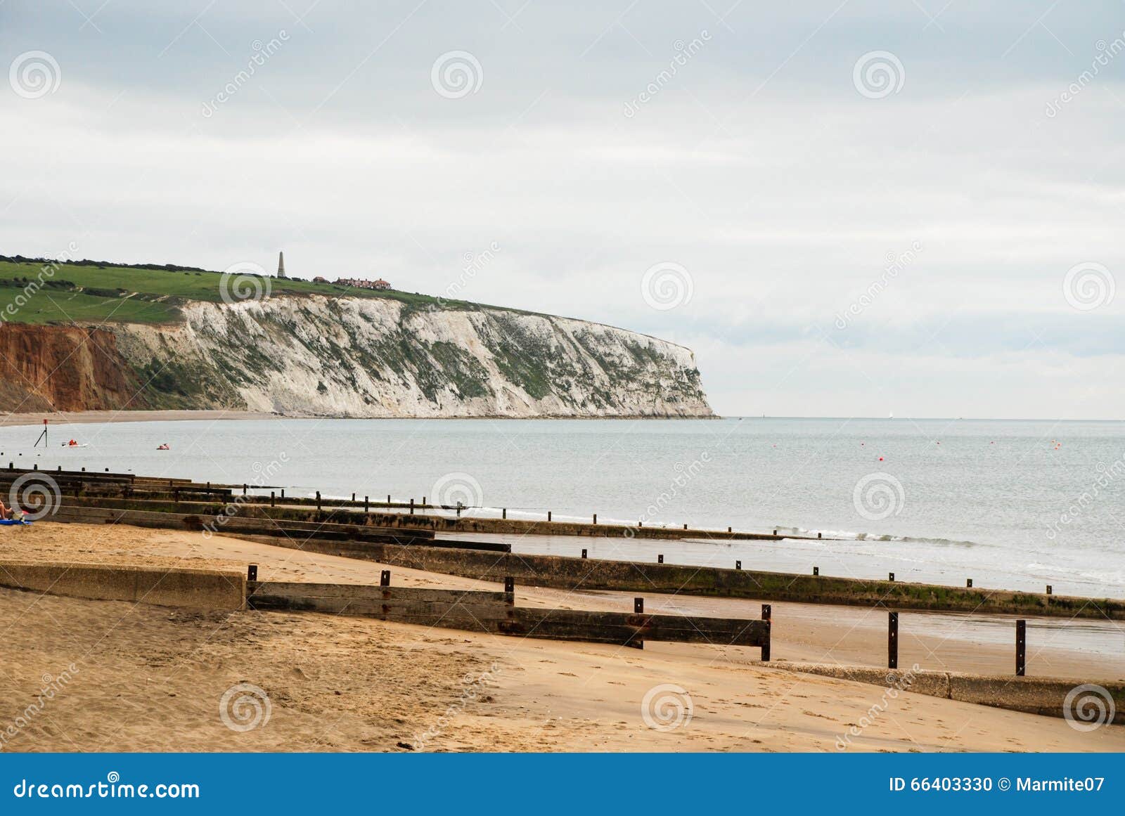 A Beach and White Cliffs on the Isle of Wight Stock Photo - Image of ...