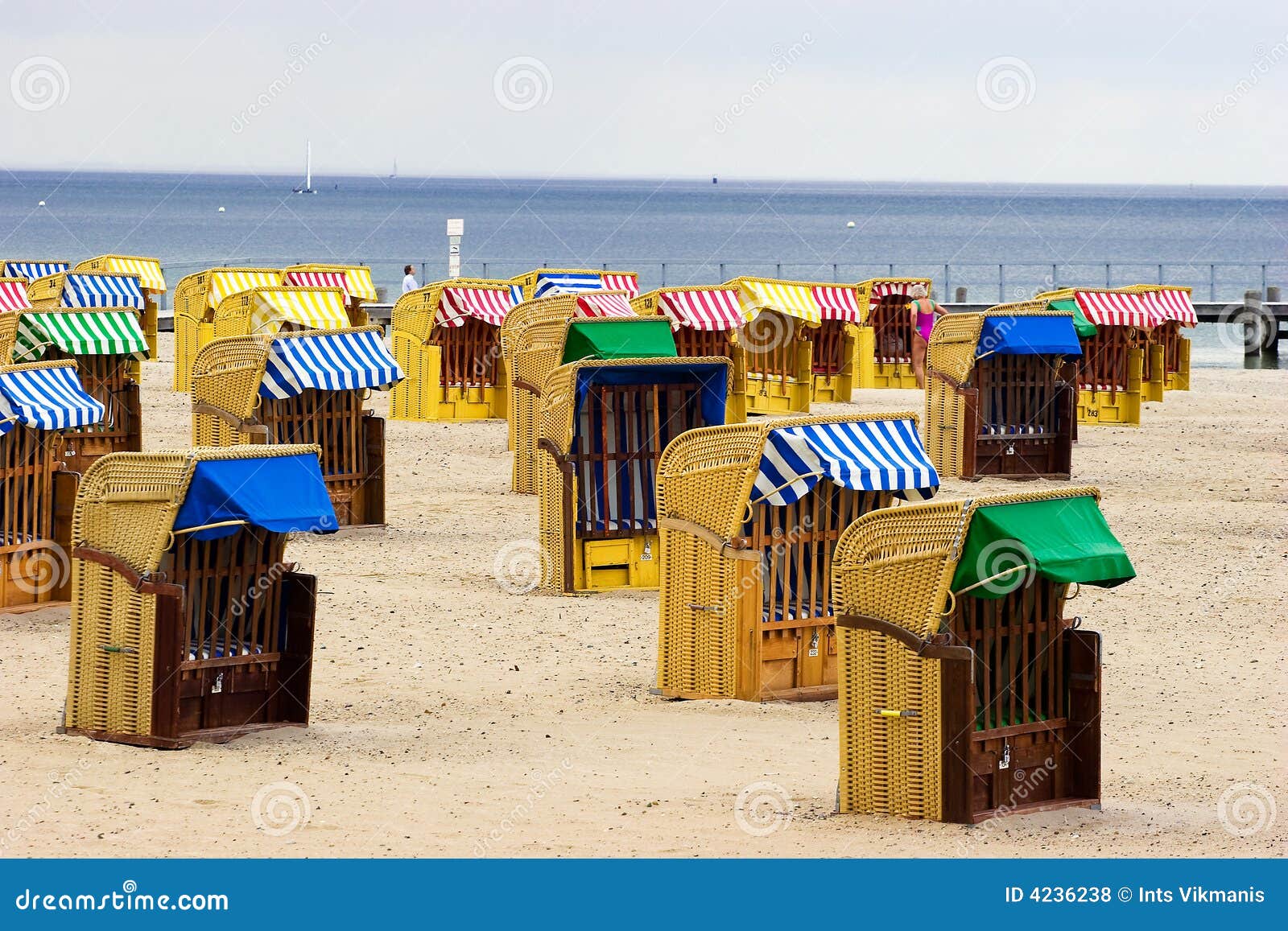 Beach Wicker Chairs Near Sea Stock Photo - Image of habit, beige: 4236238