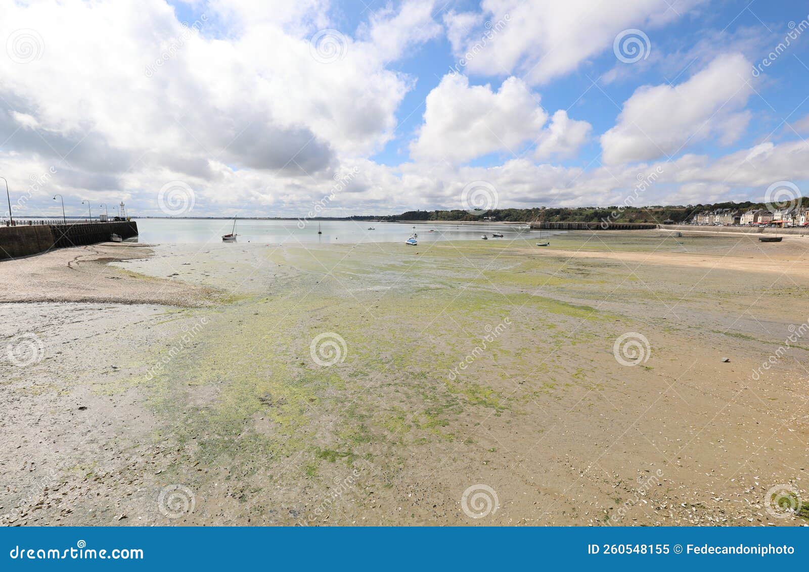 Beached Boats Stranded during Low Tide Stock Image - Image of beach ...