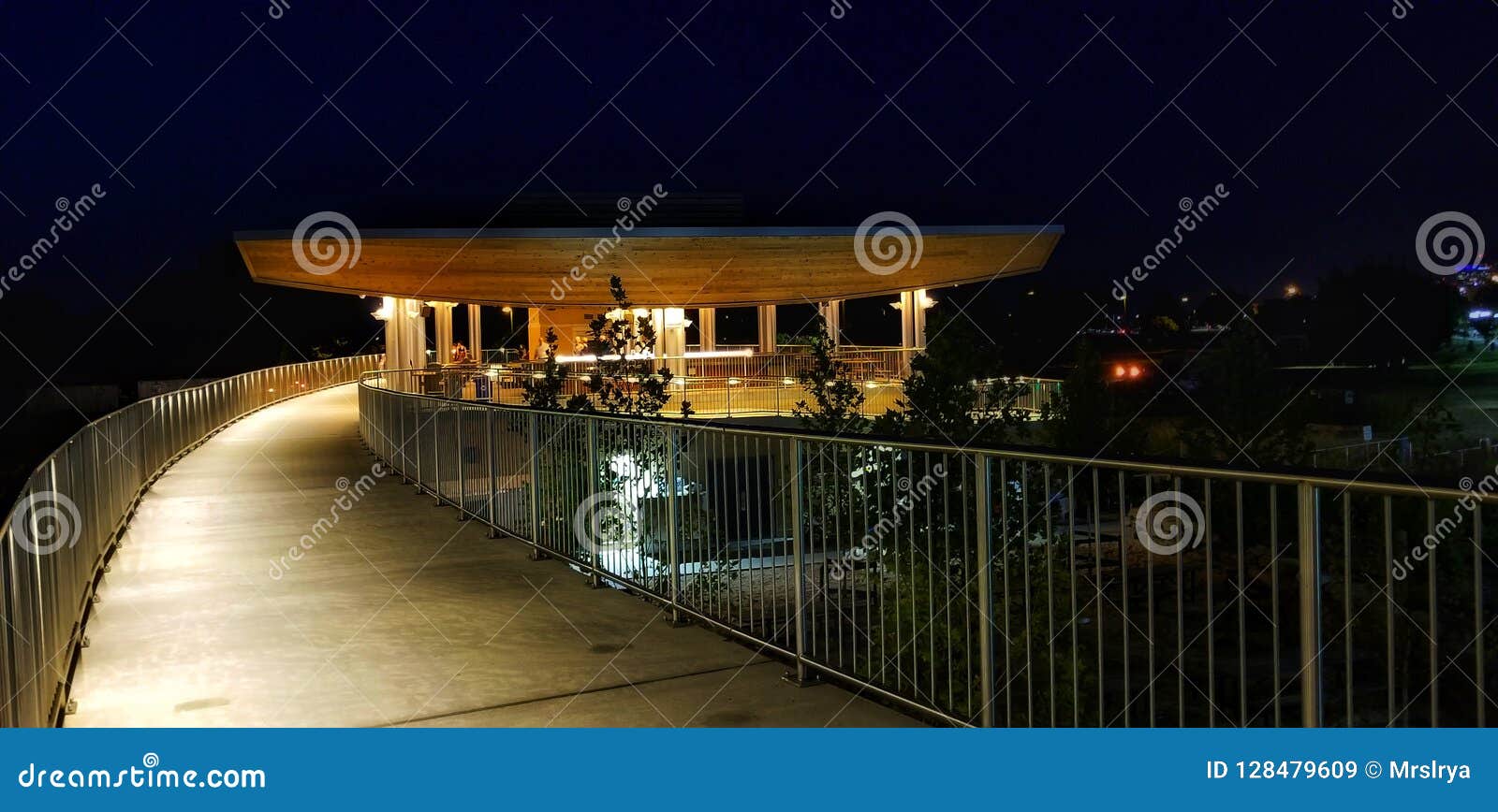 Metroparks Edgewater Beach House in Cleveland, Ohio Stock Image - Image ...