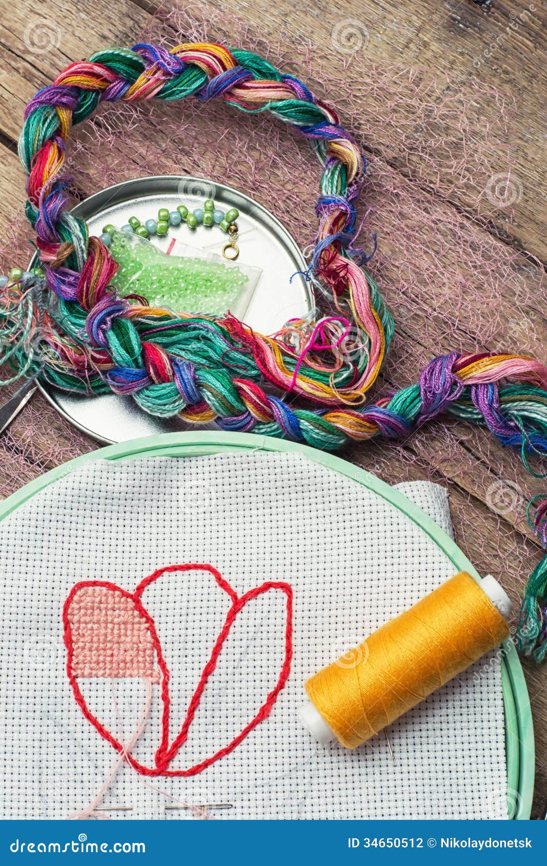 Beading stock photo. Image of creativity, round, weaving - 34650512