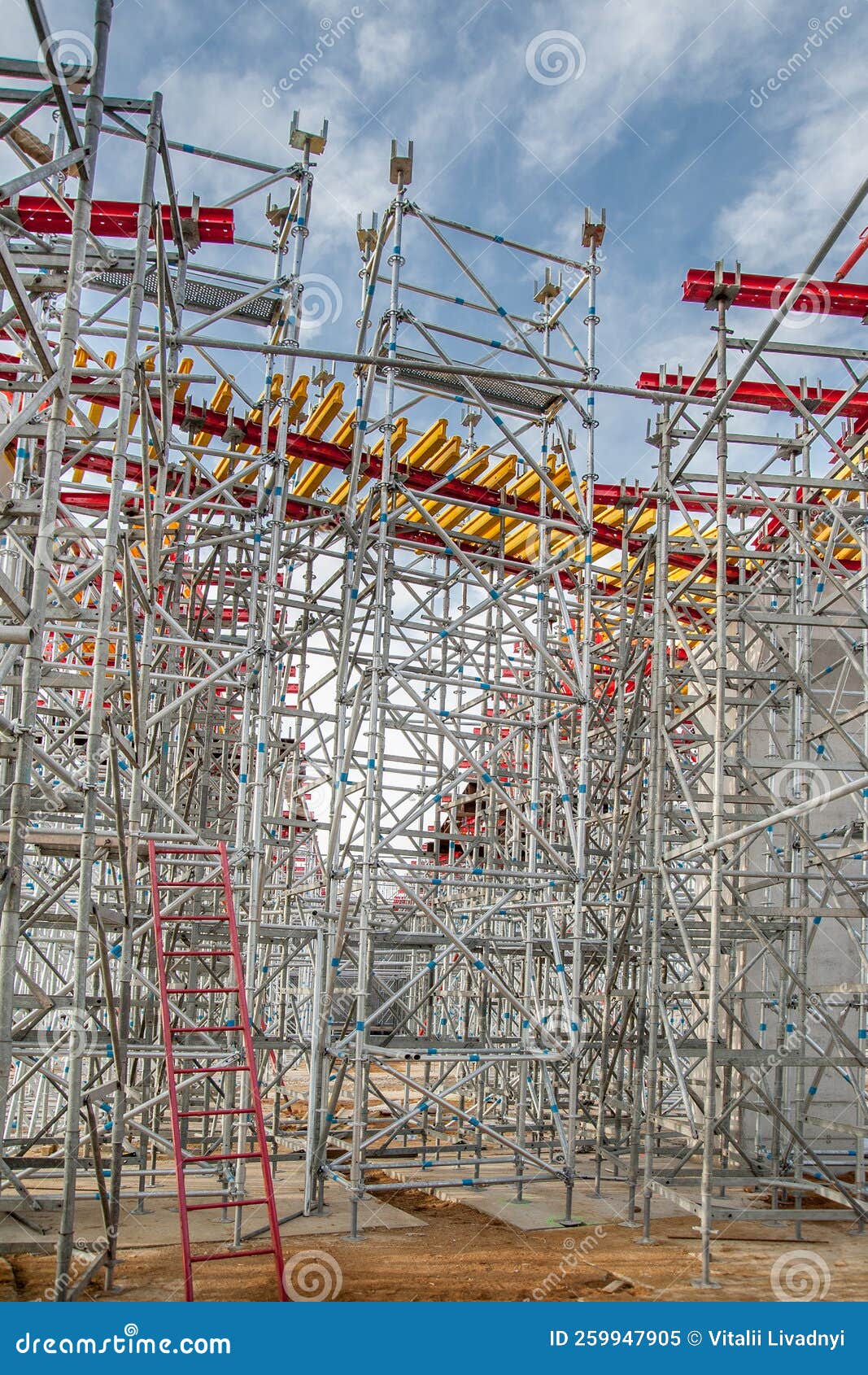 Beam Transom System and Scaffolding Stock Image - Image of coupler ...