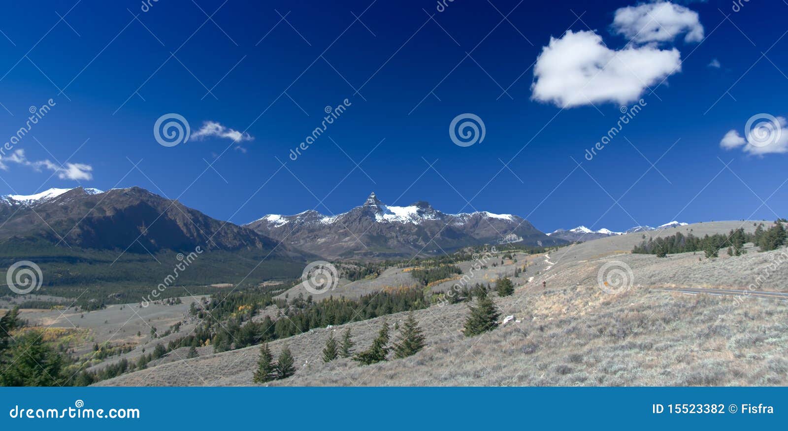 Beartooth Highway: Pilot and Index Peaks Overlook Stock Photo - Image ...