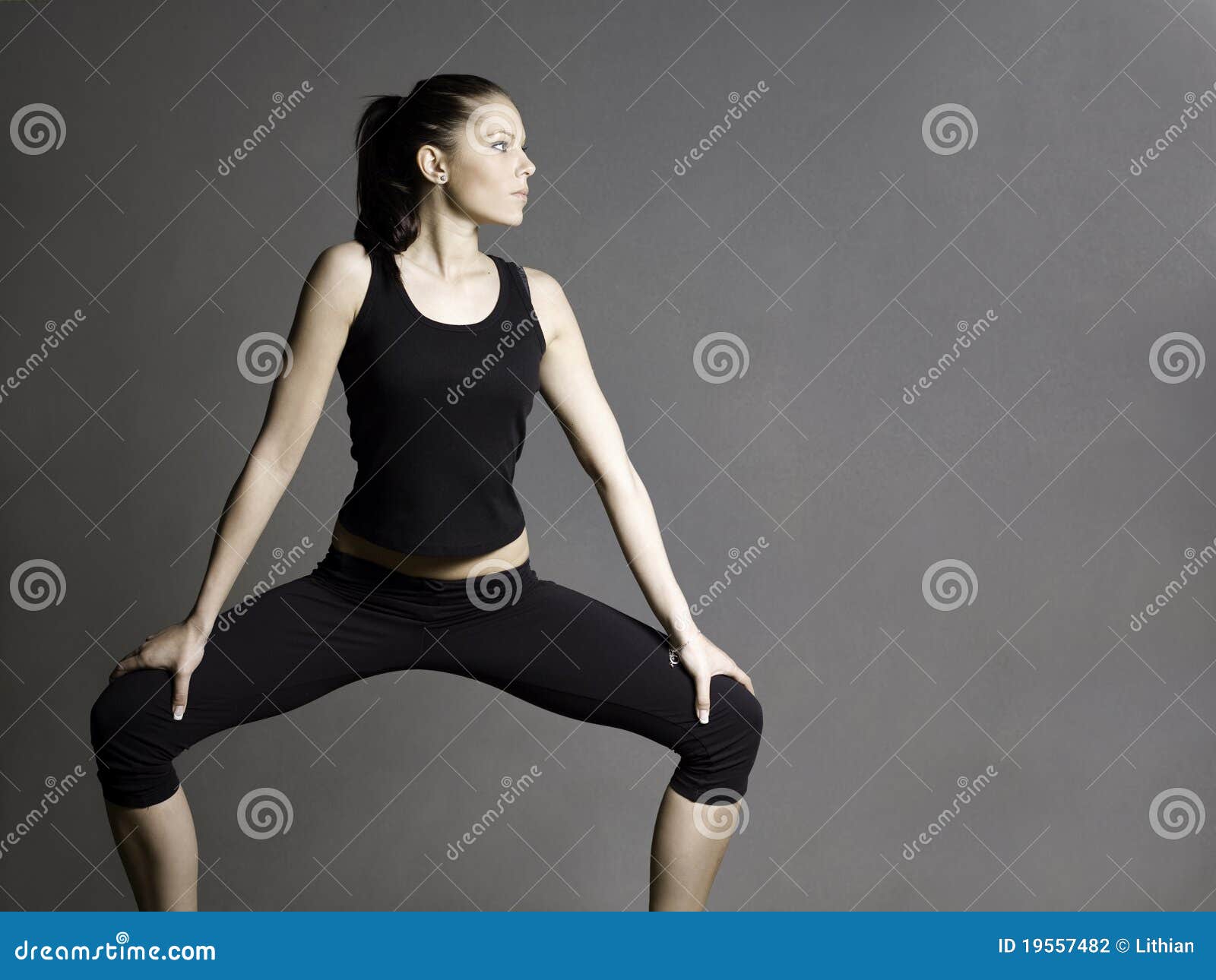 Beau Jeune Brunette Mince De Forme Physique Photo Stock Image Du