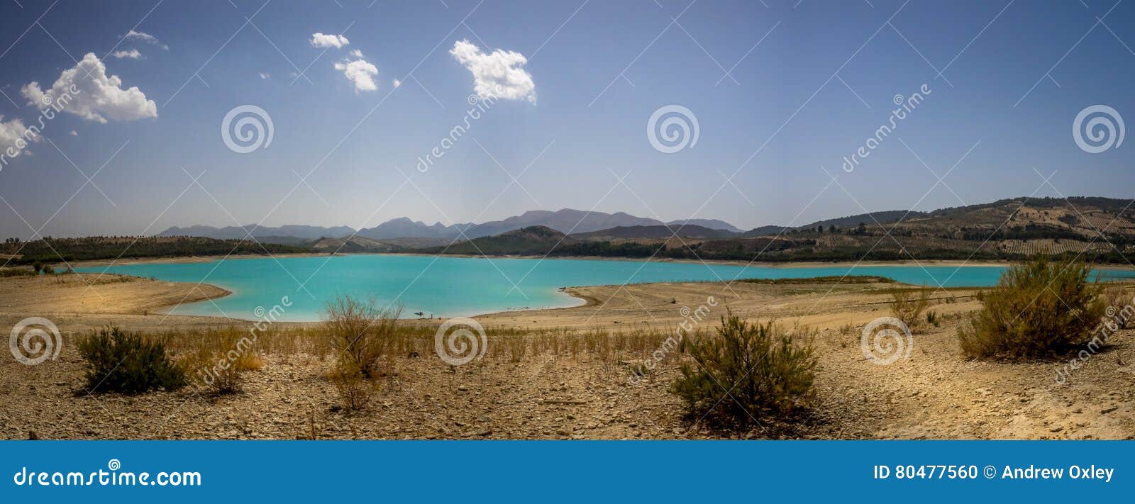 Beau Lac Chez Alhama De Grenade, Espagne Photo stock - Image of chaud ...