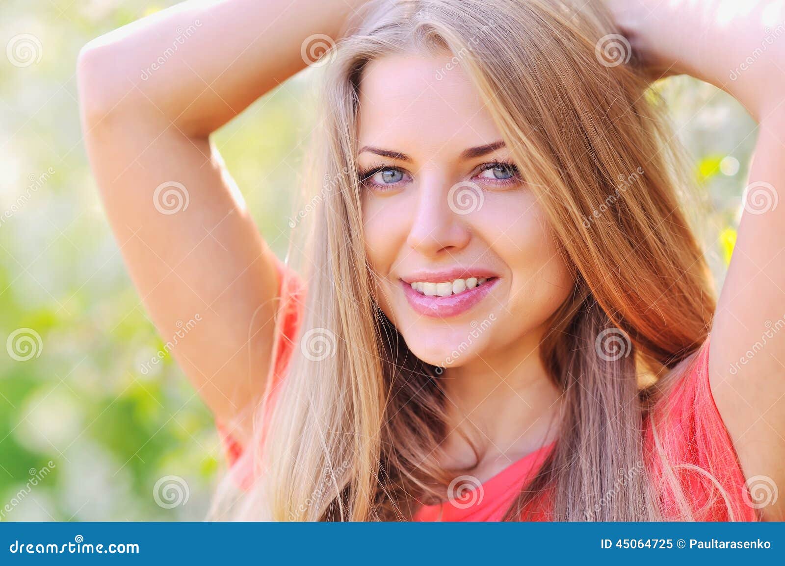 Beau visage de fille image stock. Image du fille, bleu - 45064725