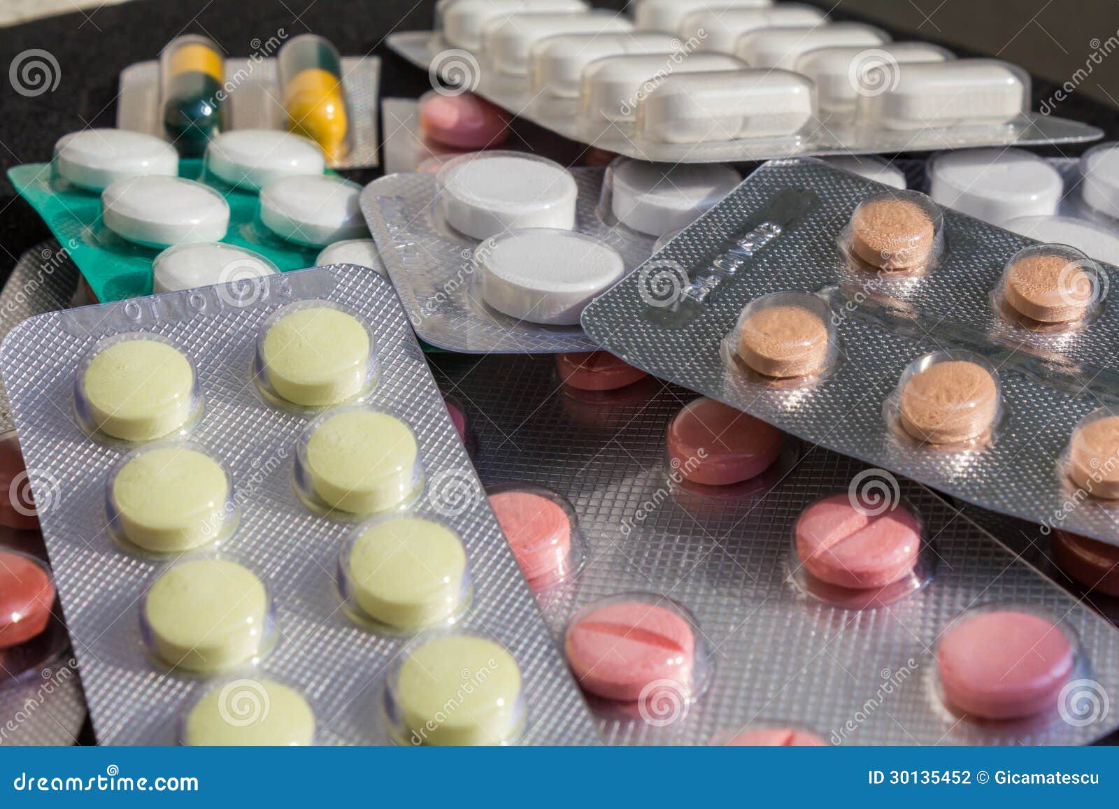 126,130 Drogues Photos libres de droits et gratuites de Dreamstime