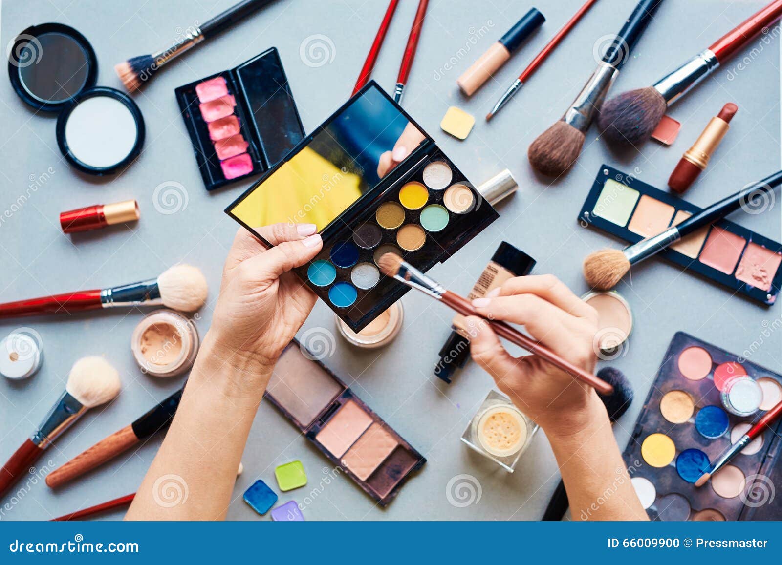 Beautician at work stock photo. Image of occupation, beauty - 66009900