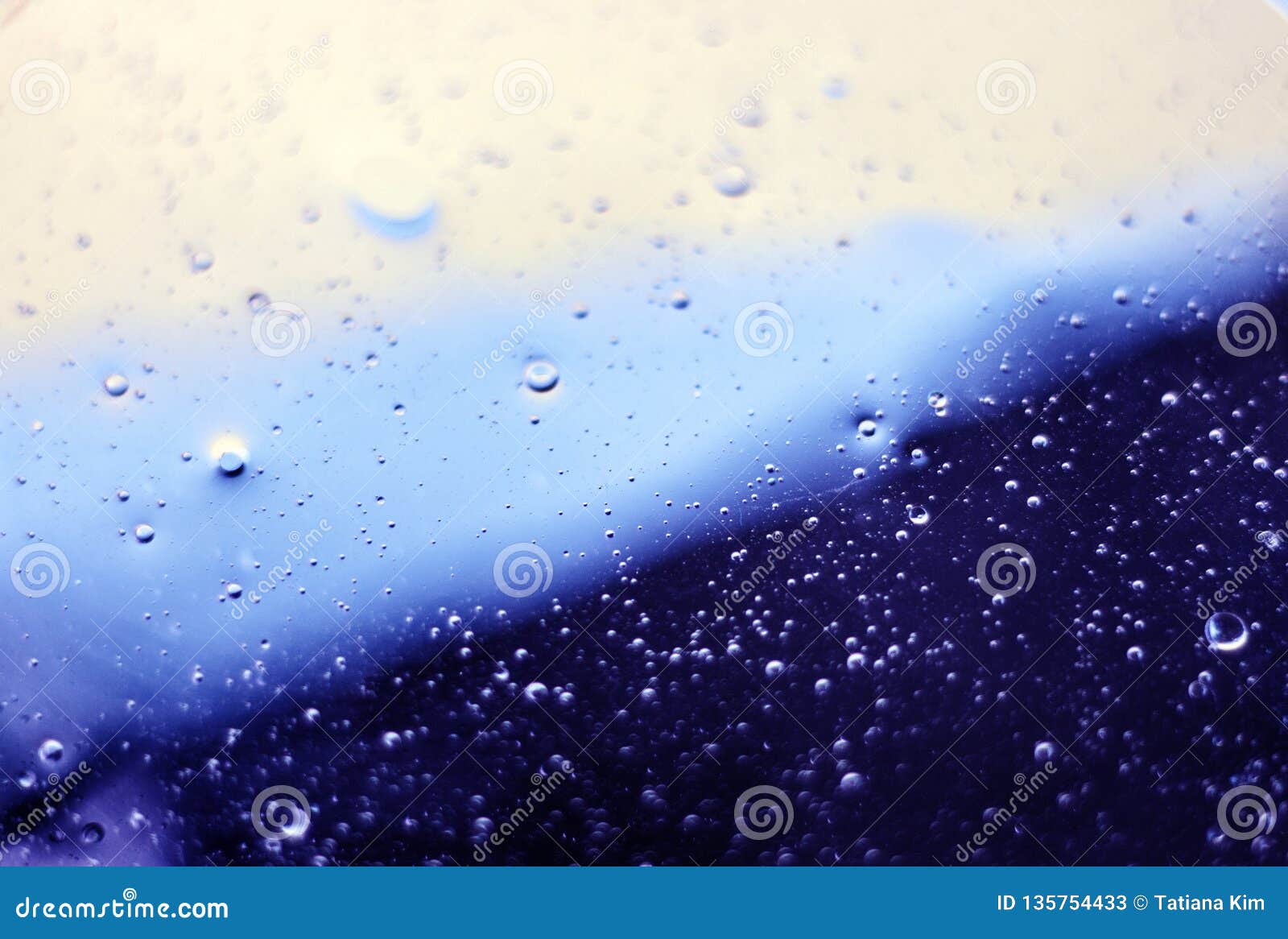 Beautiful Abstract Background, Mixed Drops and Water and Oil Stock ...