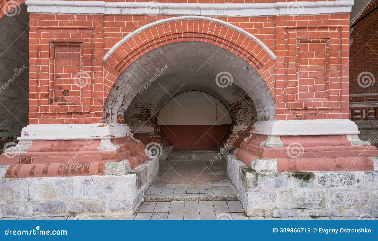 Beautiful Arch Made of Red and White Bricks Stock Image - Image of ...