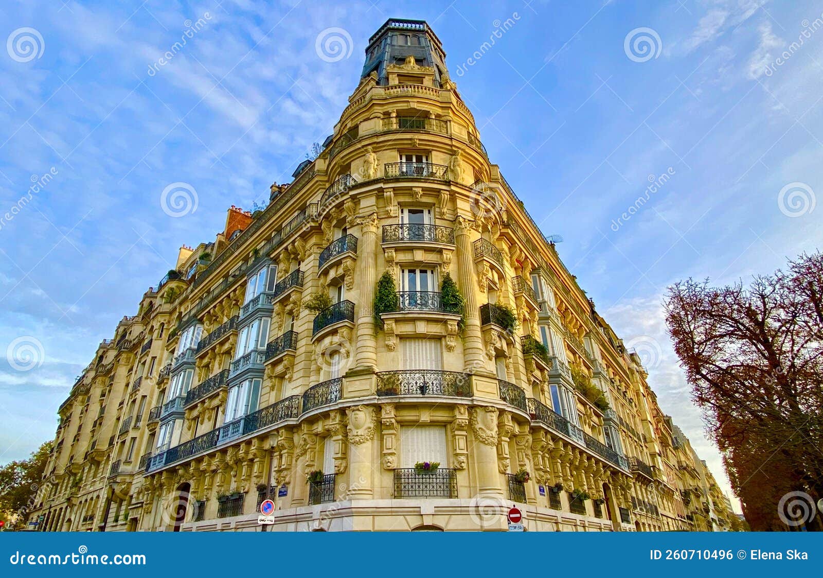 Beautiful Architecture in the Center of Paris Stock Photo - Image of ...