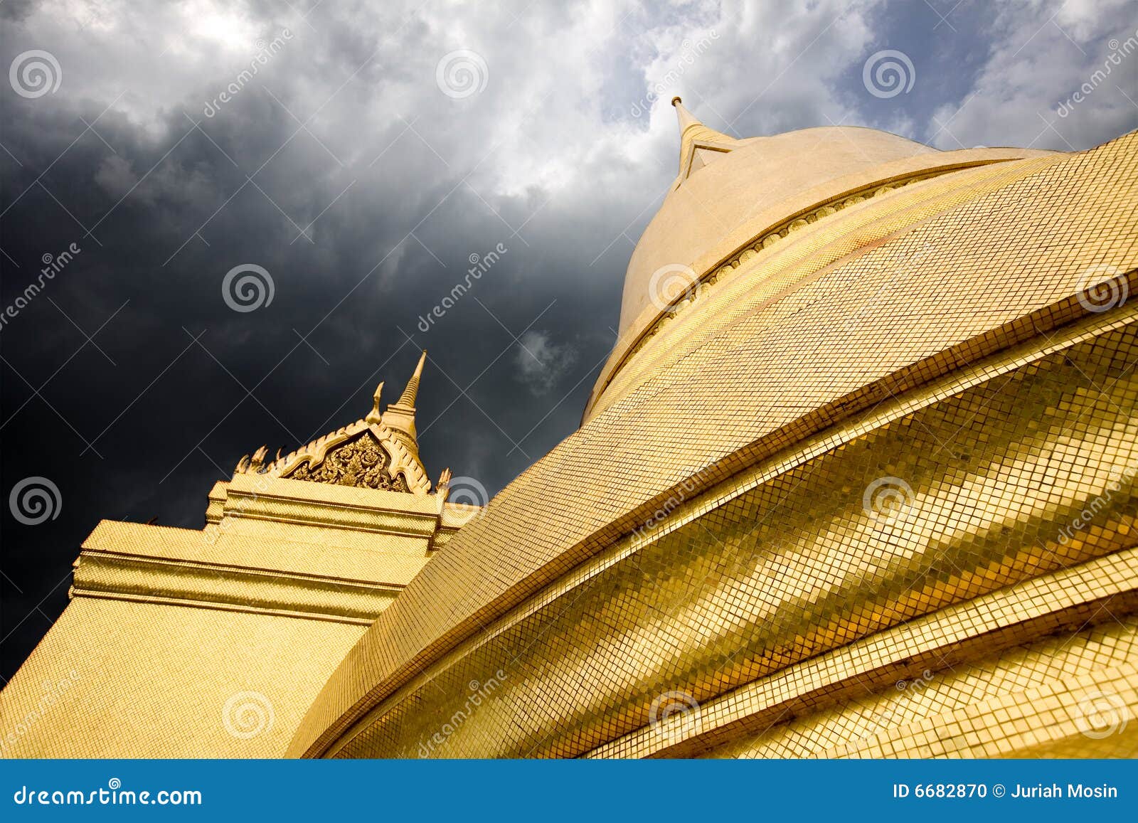The Golden Temples Royalty-Free Stock Photography | CartoonDealer.com ...