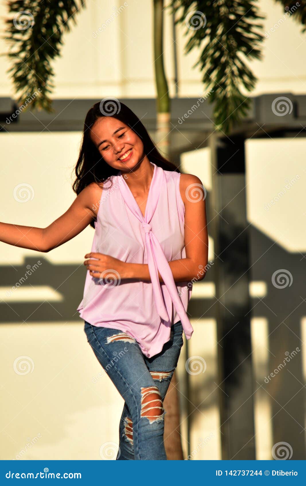Beautiful Asian Female Dancing Stock Photo - Image of beautiful, skill ...