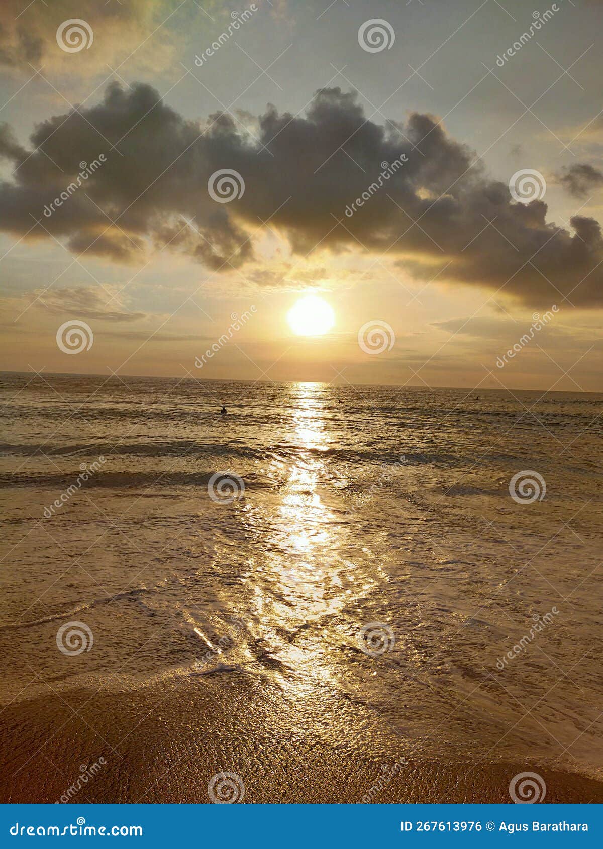 The Beautiful Atmosphere of the Sunset on Kuta Beach Stock Photo ...