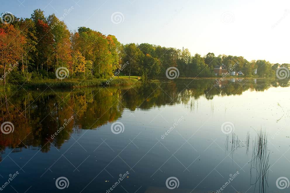 Beautiful autumn landscape stock image. Image of home - 3094909
